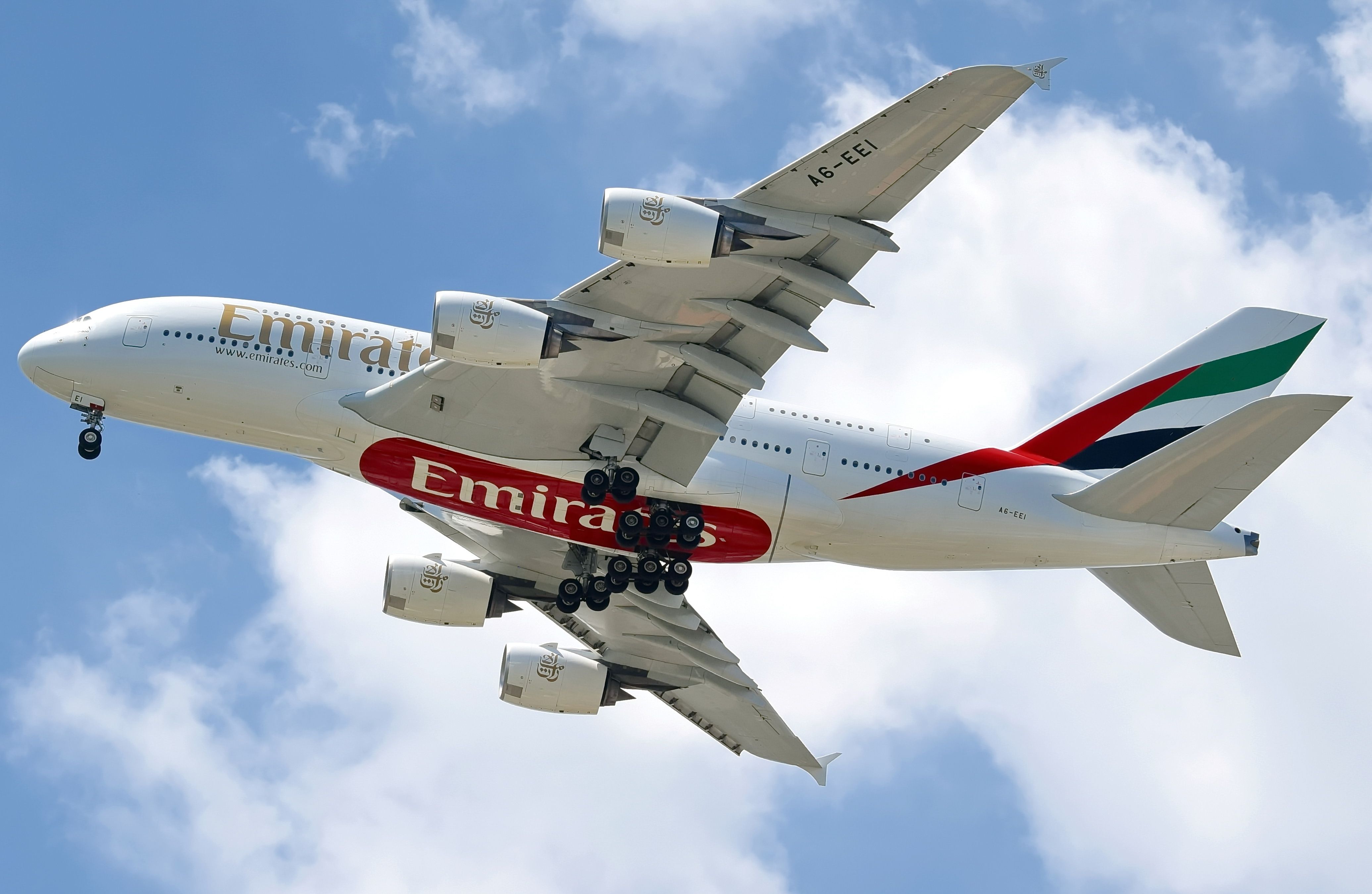 Emirates Doubles Airbus A380 Flights To Singapore This Winter