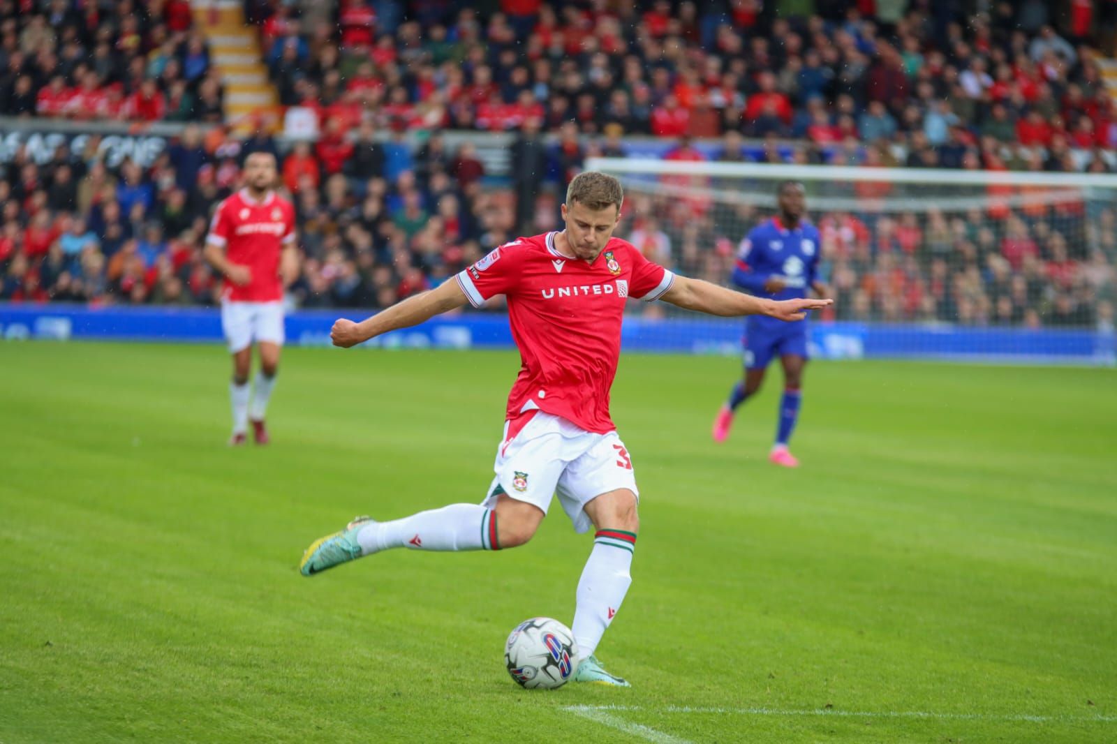 In Photos: Wrexham AFC Proudly Shows Off New United Airlines Sponsored ...