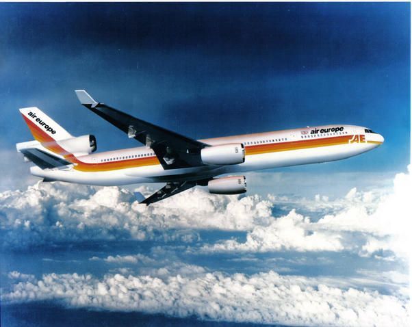 Which Aircraft Types Did The First Pan-European Carrier Air Europe Operate?