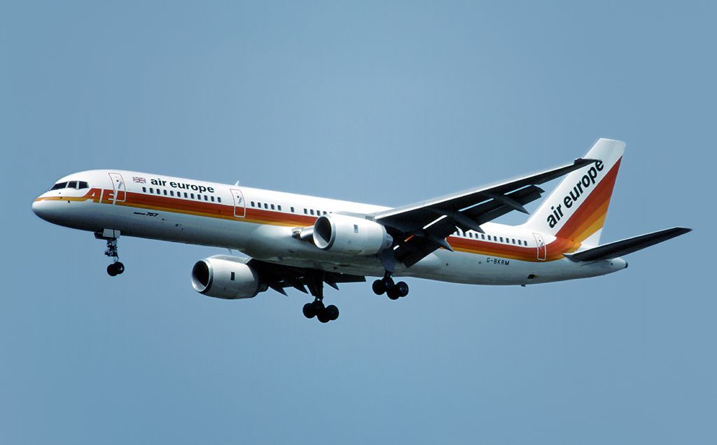 Which Aircraft Types Did The First Pan-European Carrier Air Europe Operate?