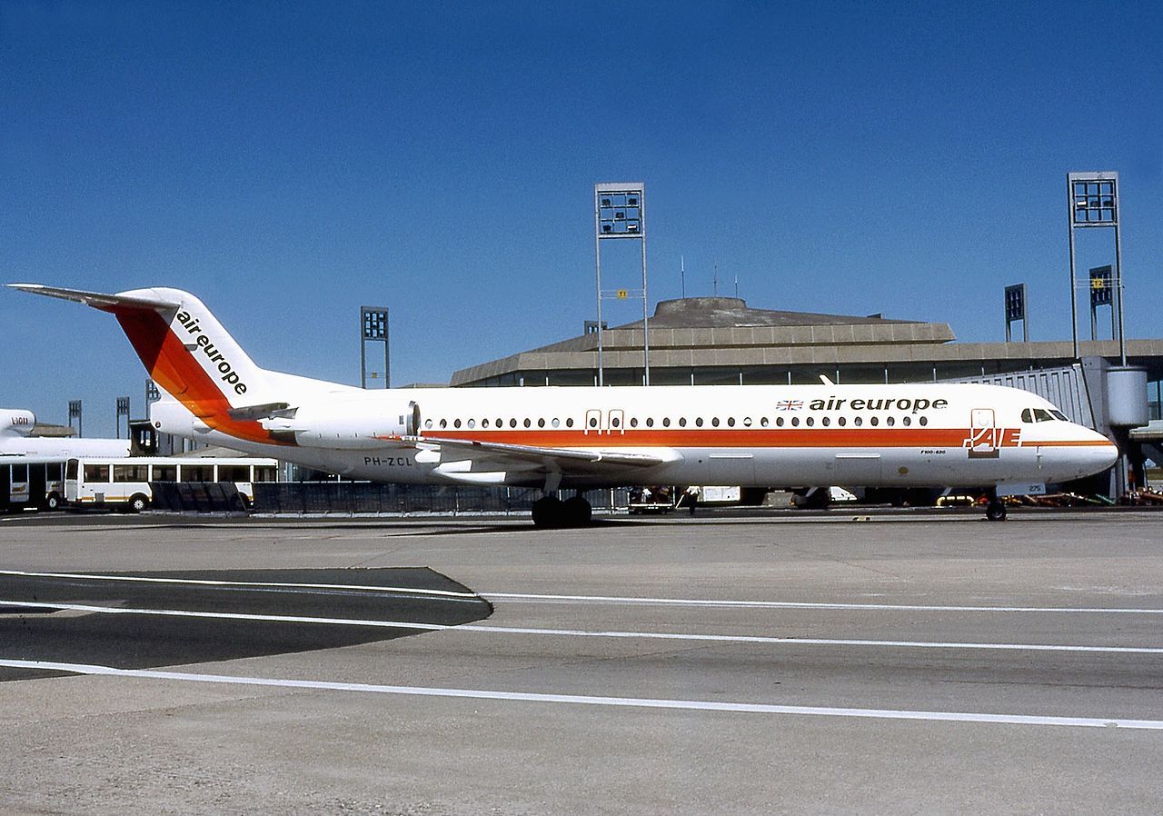 Which Aircraft Types Did The First Pan-European Carrier Air Europe Operate?