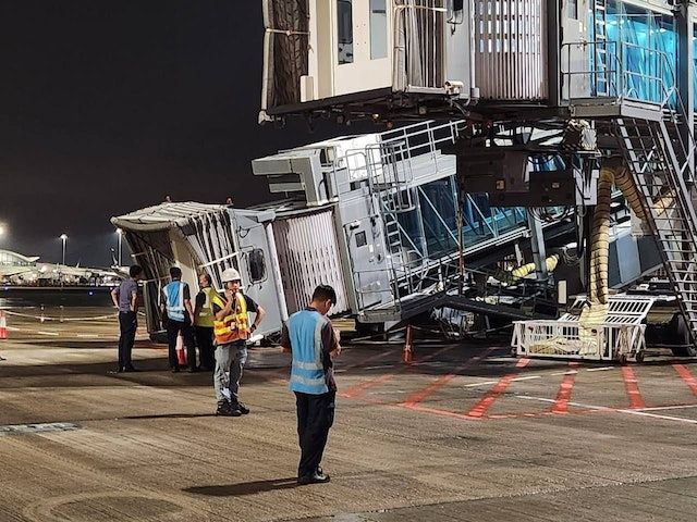 JetBridge Collapses At Hong Kong International Airport