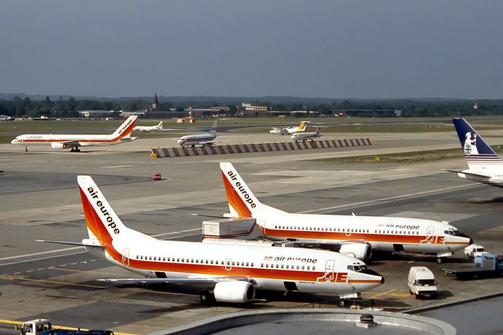 Which Aircraft Types Did The First Pan-European Carrier Air Europe Operate?