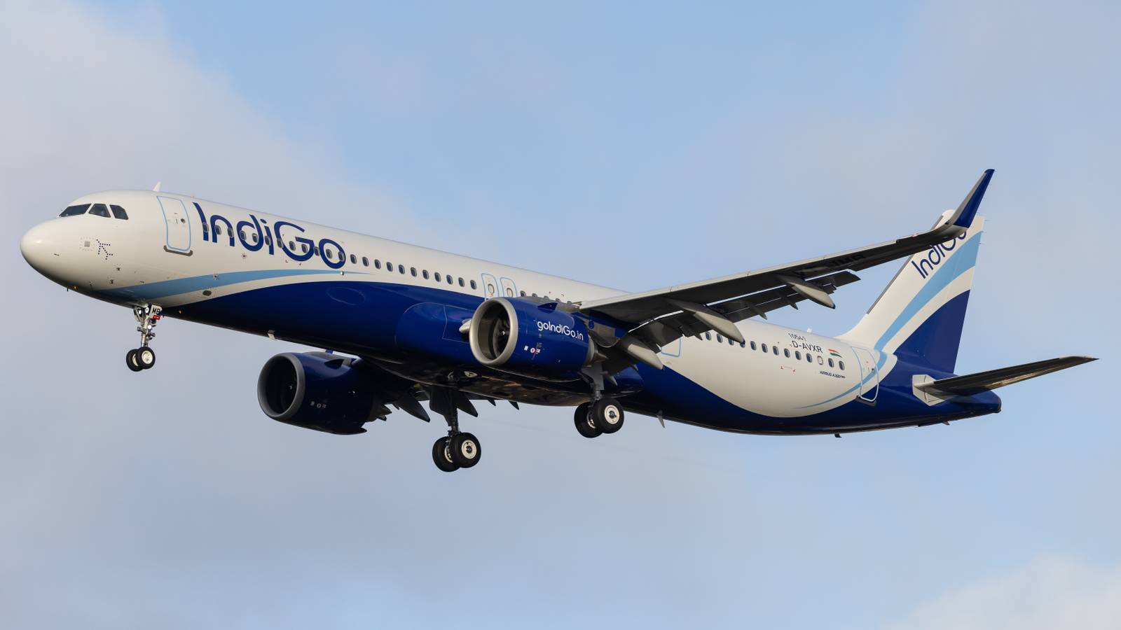 IndiGo A321neo Crew Shuts Engine Down As Smoke Appears In Cockpit ...