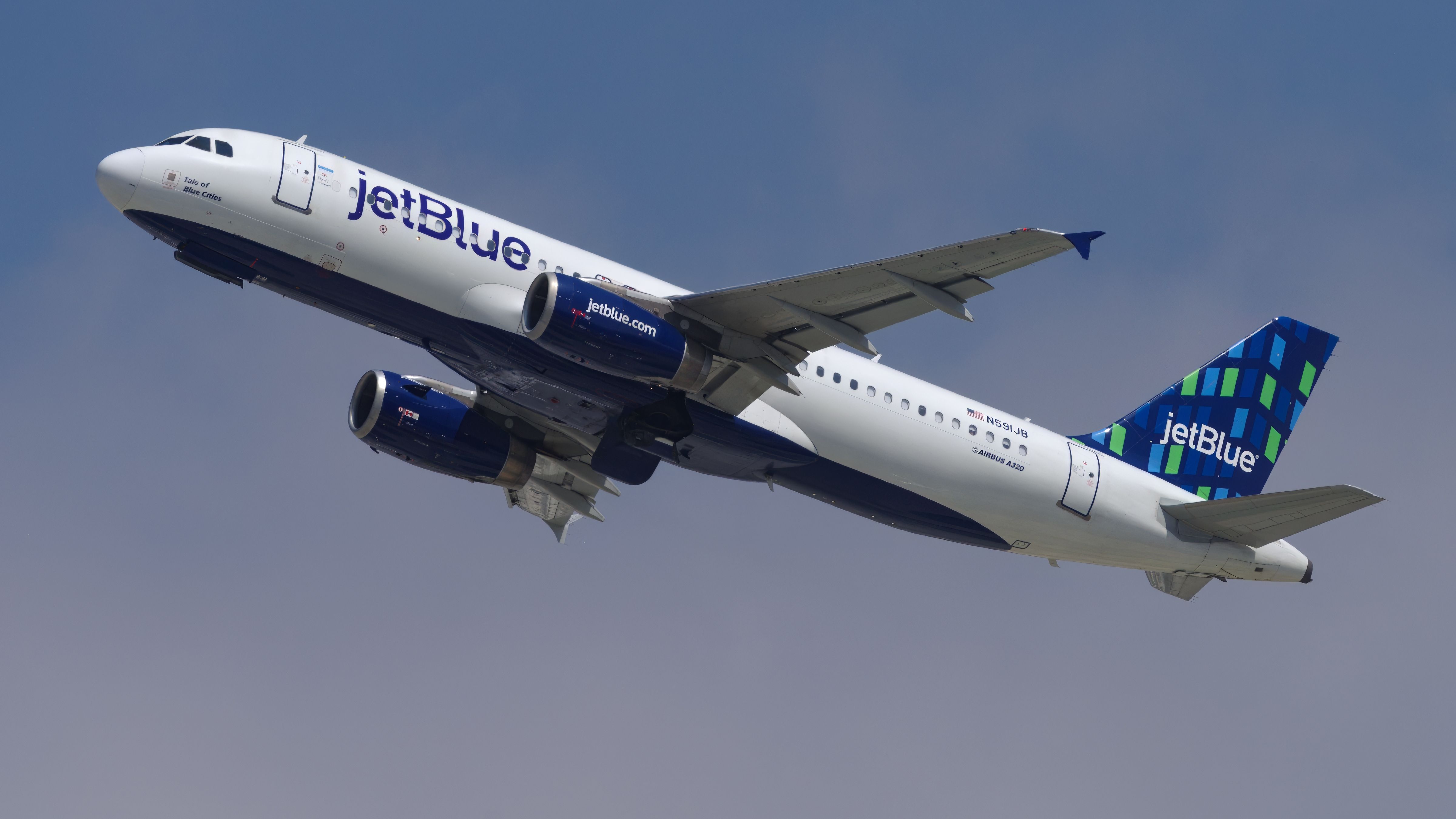 Several Hospitalized After JetBlue Airbus A320 Hit Severe Turbulence
