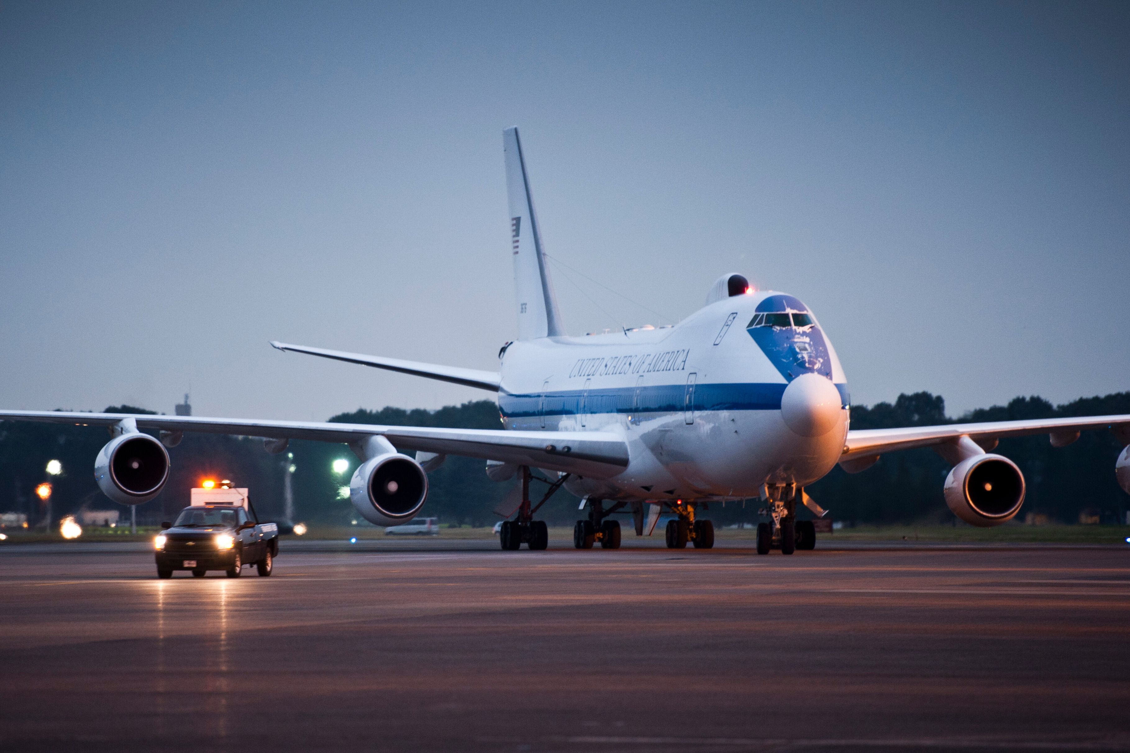 What Are Doomsday Planes & Why Do US Presidents Fly On Them?