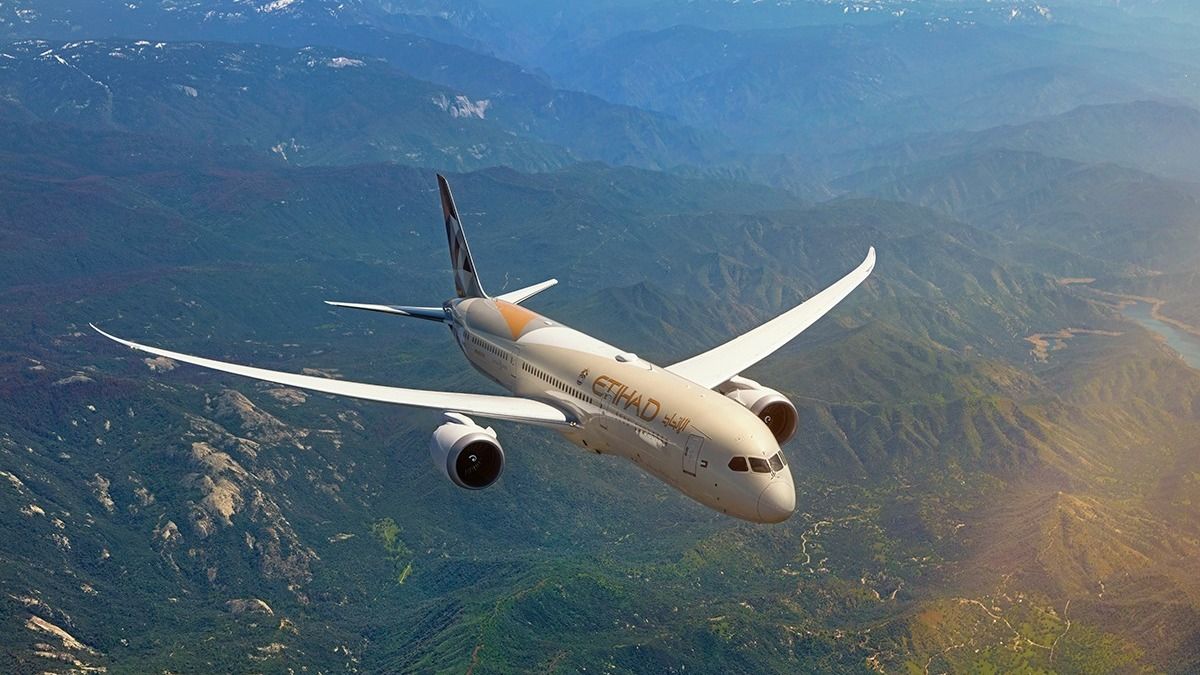 Etihad Welcomes New Boeing 787-10 Dreamliner To Its Fleet