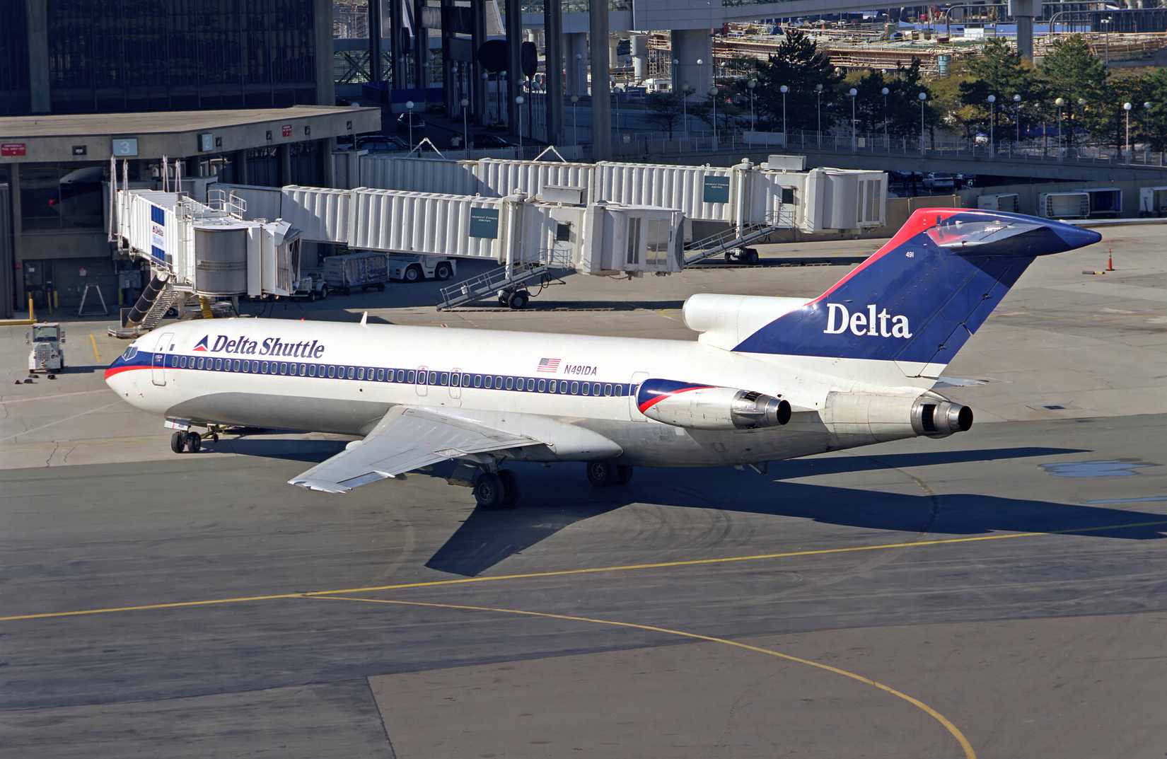 The Rise & Fall Of The Boeing 727