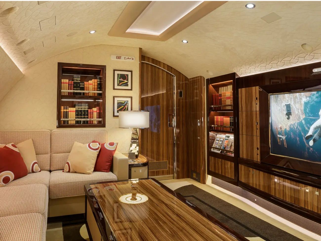 The Largest Private Jet In The World: A Look At The Boeing 747-8