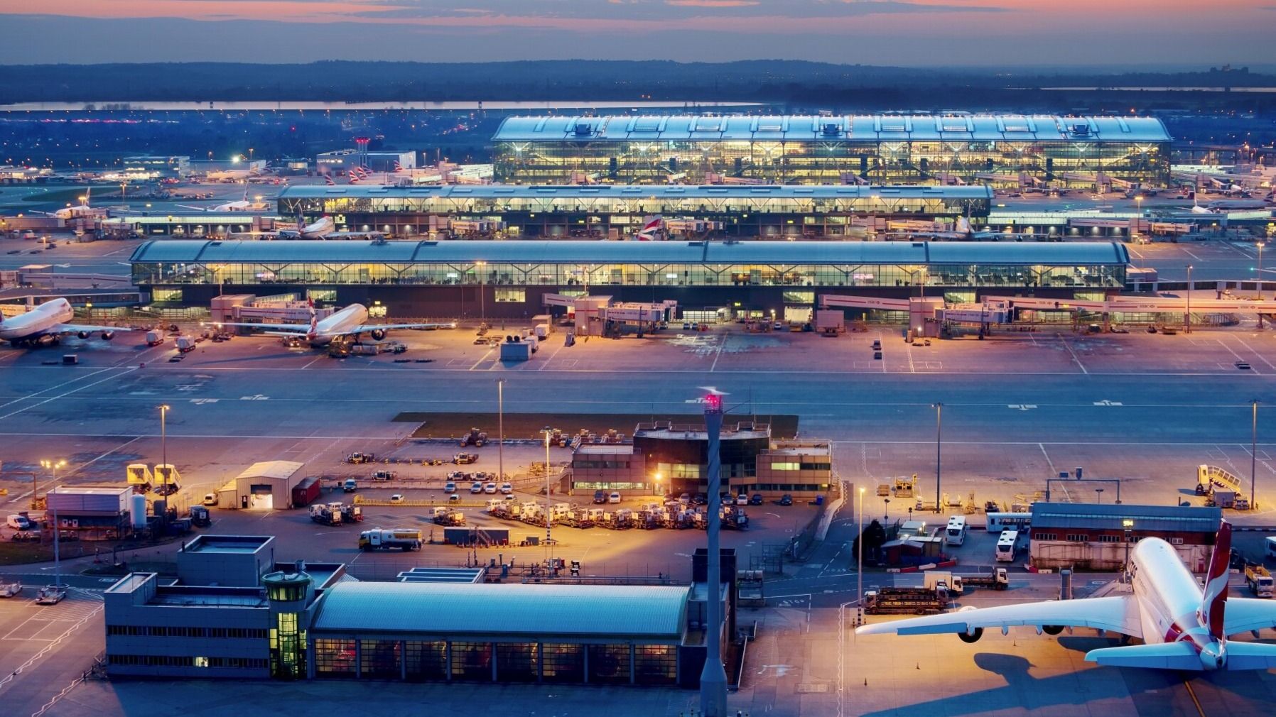 Connecting Between London Heathrow Airport's Terminals: A Brief Guide