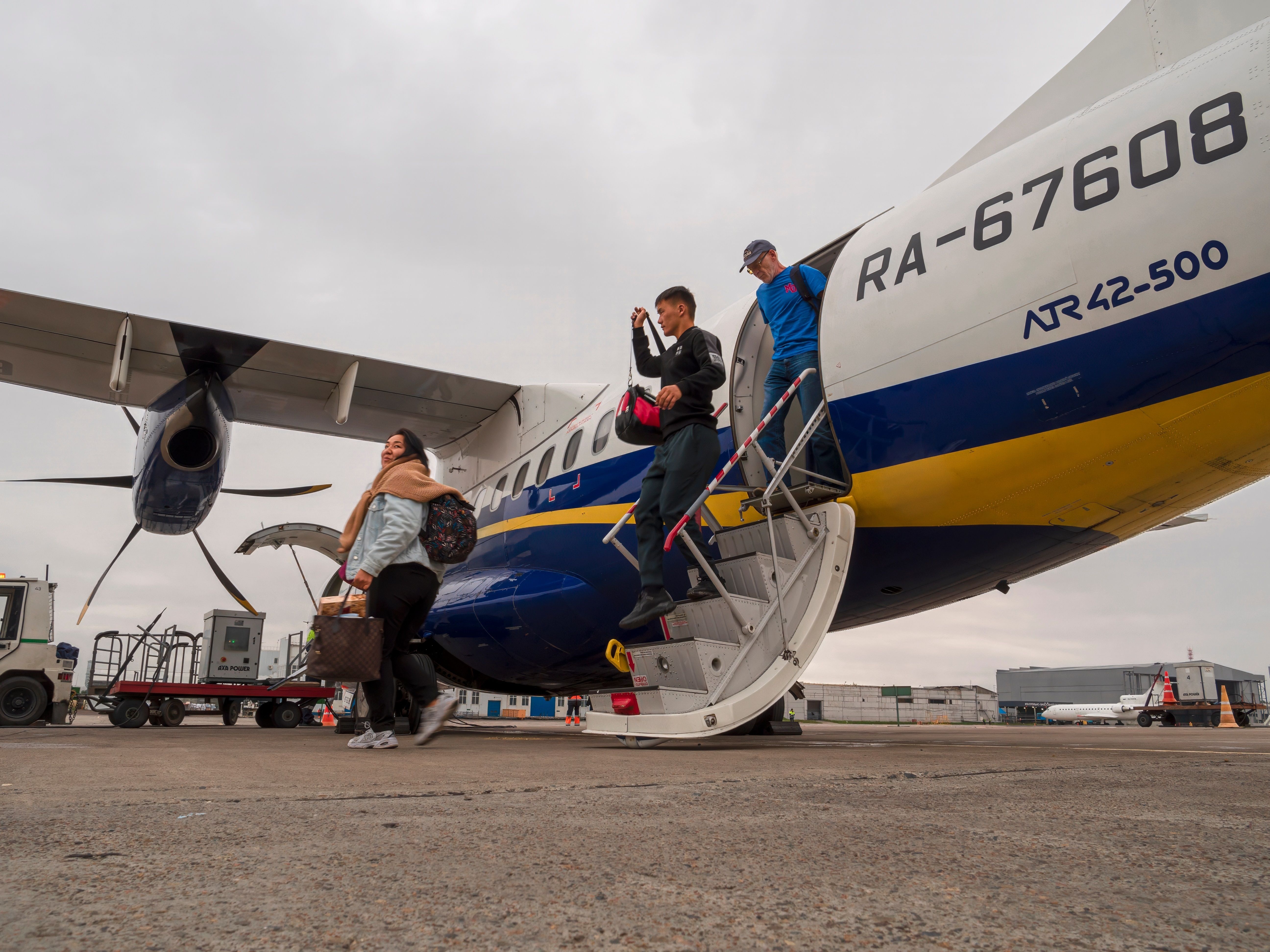 3+ Hours: The World's Longest Non-Stop Turboprop Flights