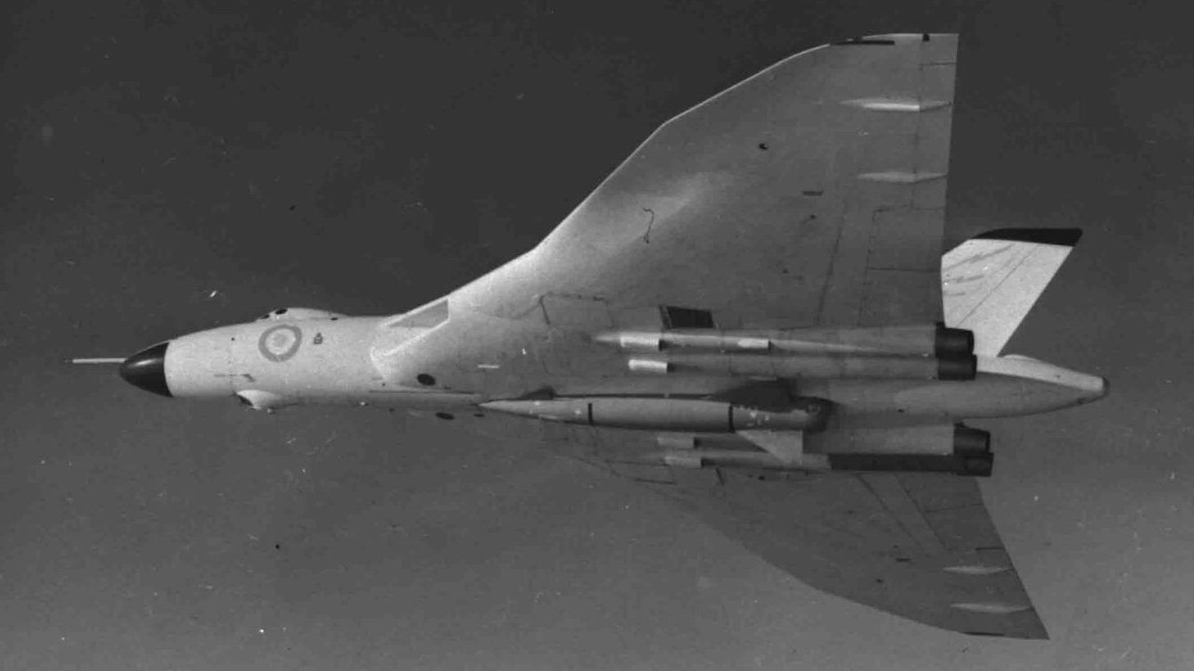Why Did The Avro Vulcan Bomber Use A V-Shaped Wing?