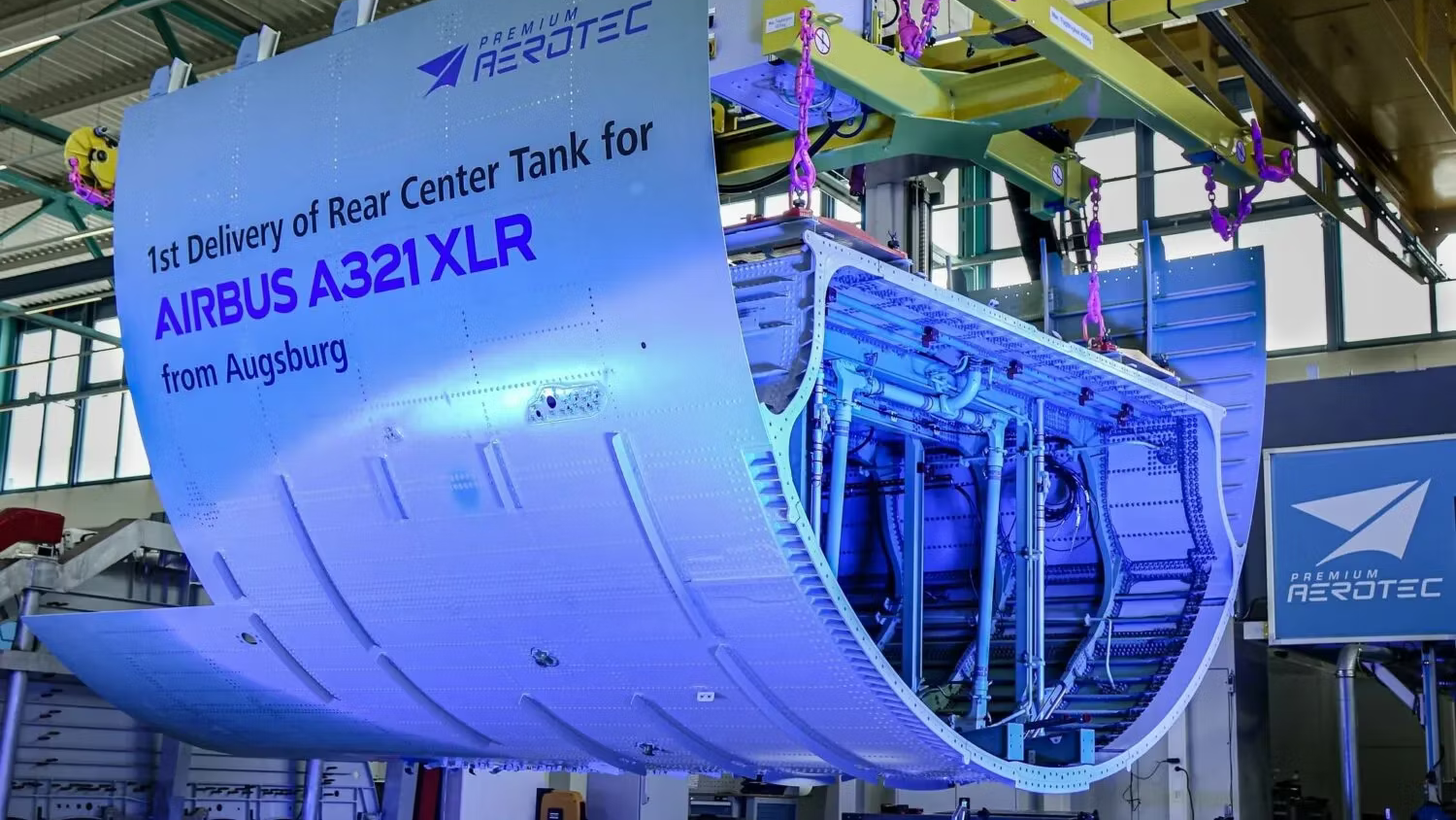 What Is Fuel Sloshing & How Is It Controlled In Aircraft Tanks?