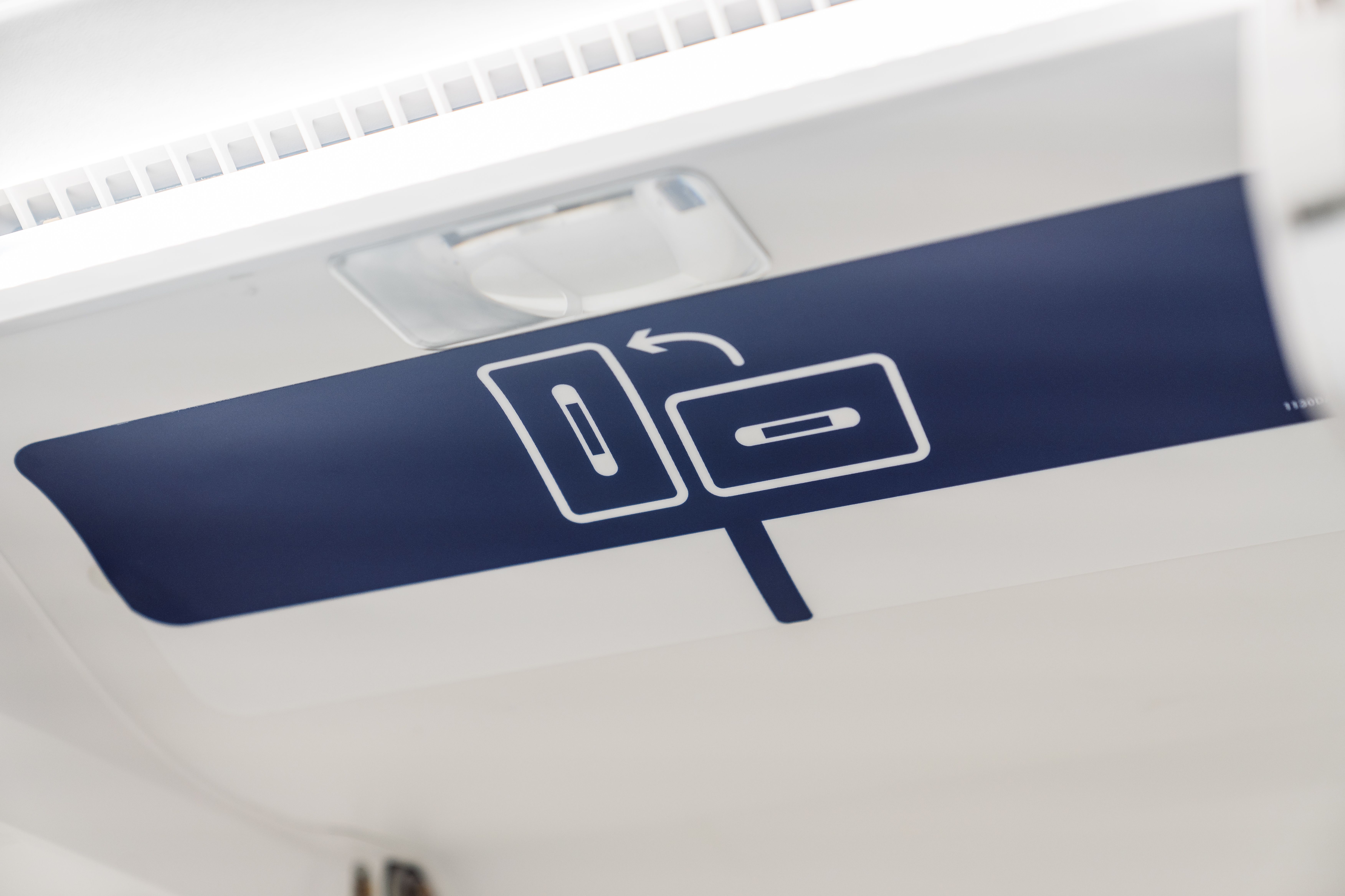 Aircraft Tour: United Airlines' First Airbus A321neo