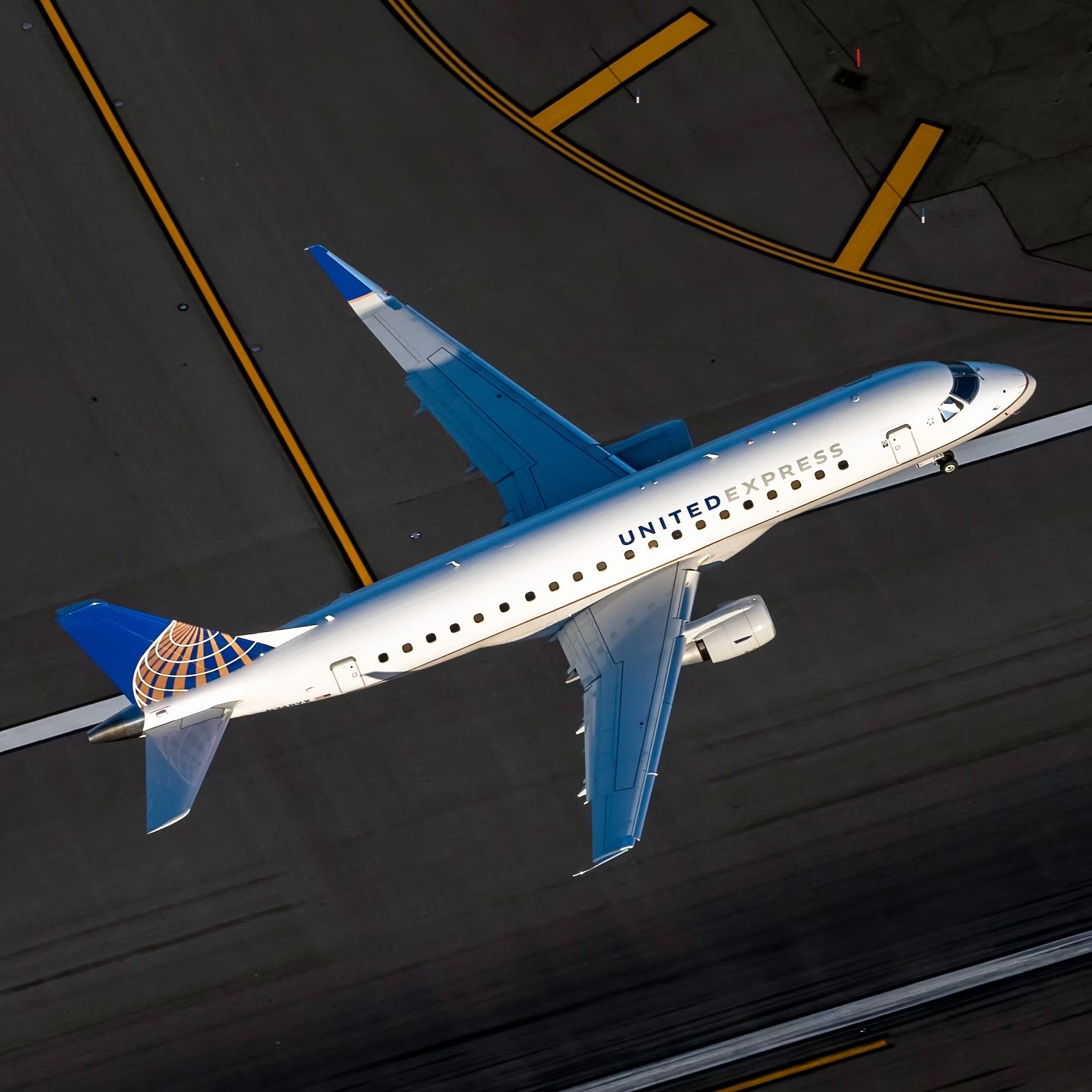 A Look At The History Of The Embraer 175 At United Airlines