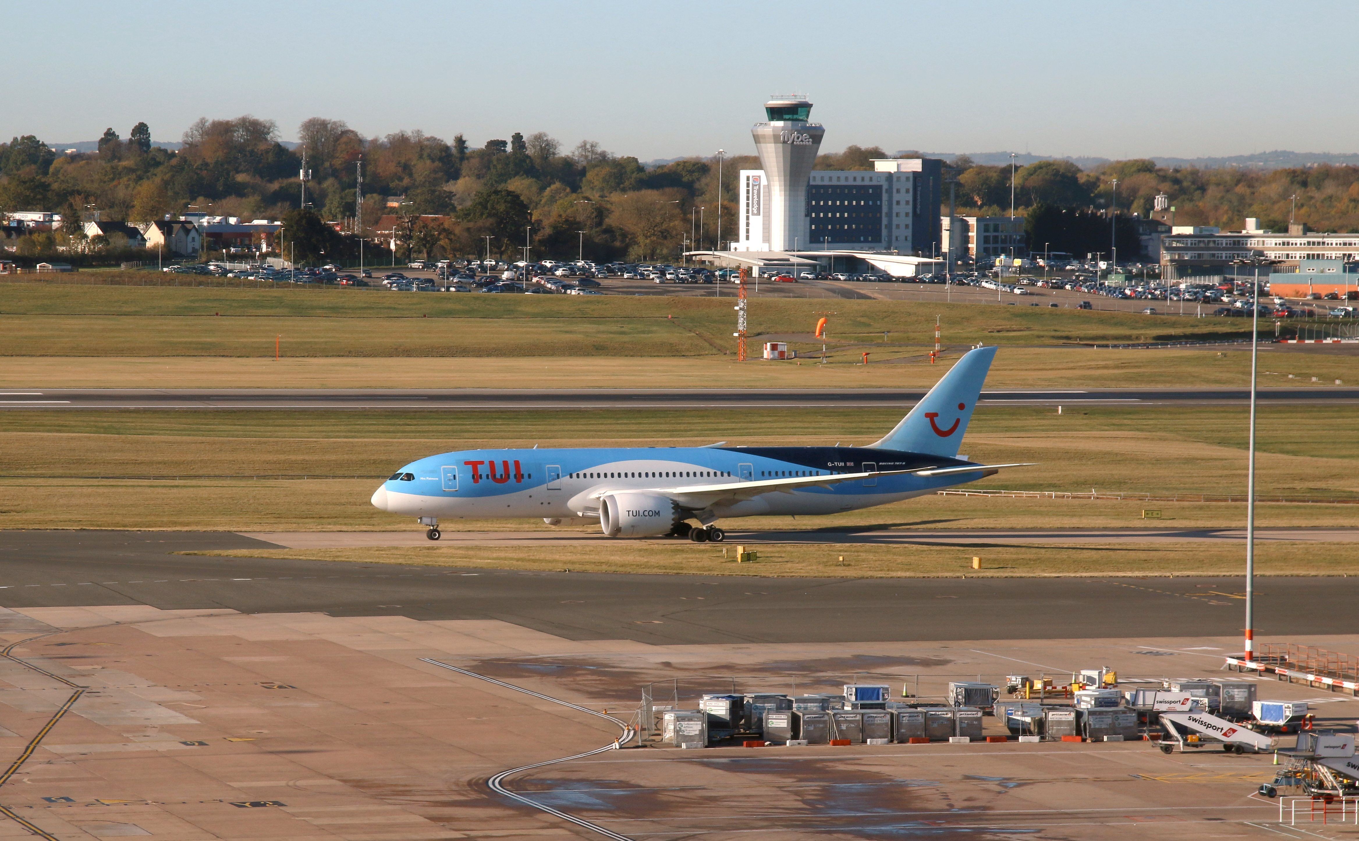 TUI Group Waves Goodbye To Its Last Boeing 767