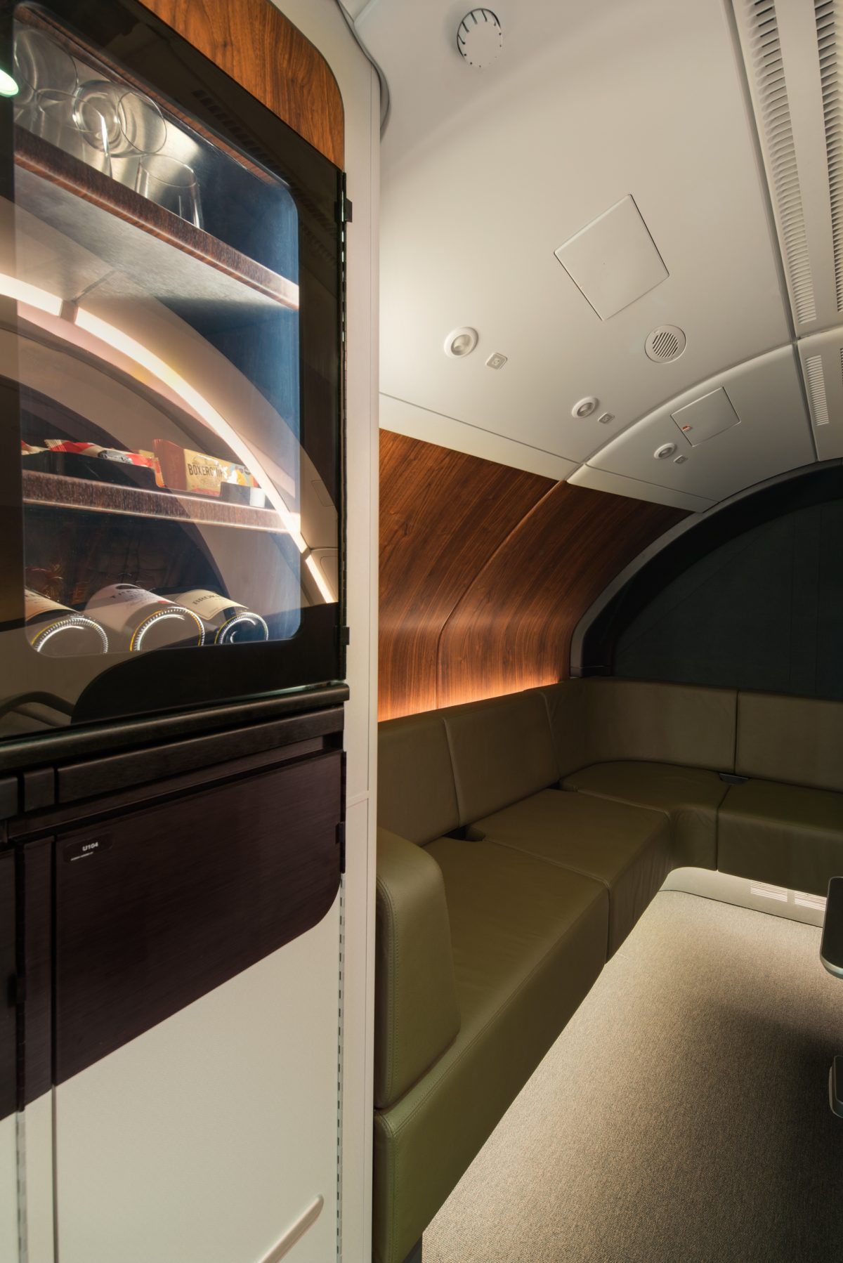 5 Fancy Onboard Bars & Lounges On Today's Airliners
