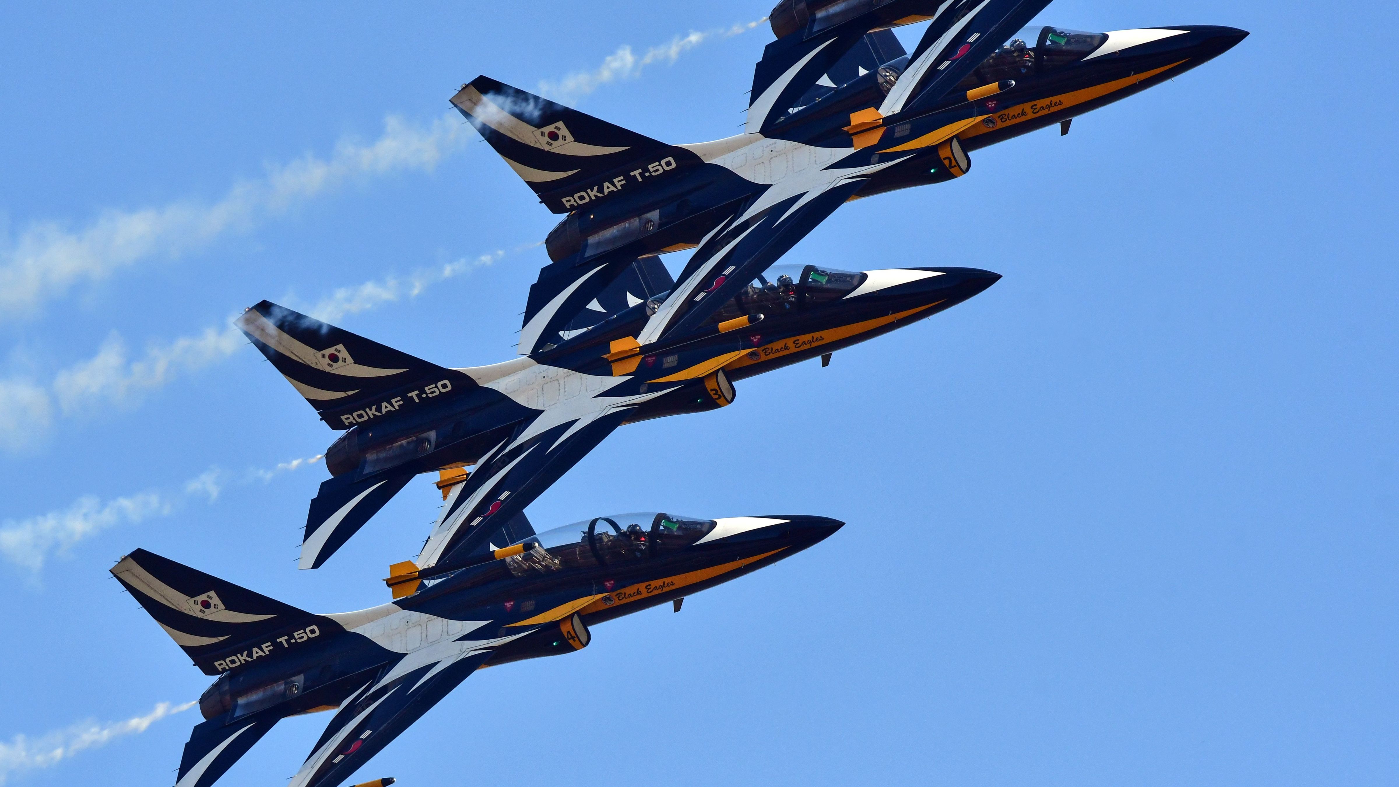 All Over The World: 5 Military Air Display Teams You Might Not Have ...