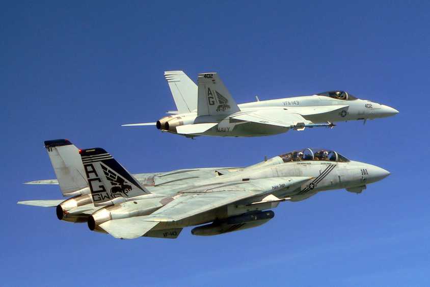 US Navy F-14 Tomcat: The Evolution Of The Variable-Sweep Wing