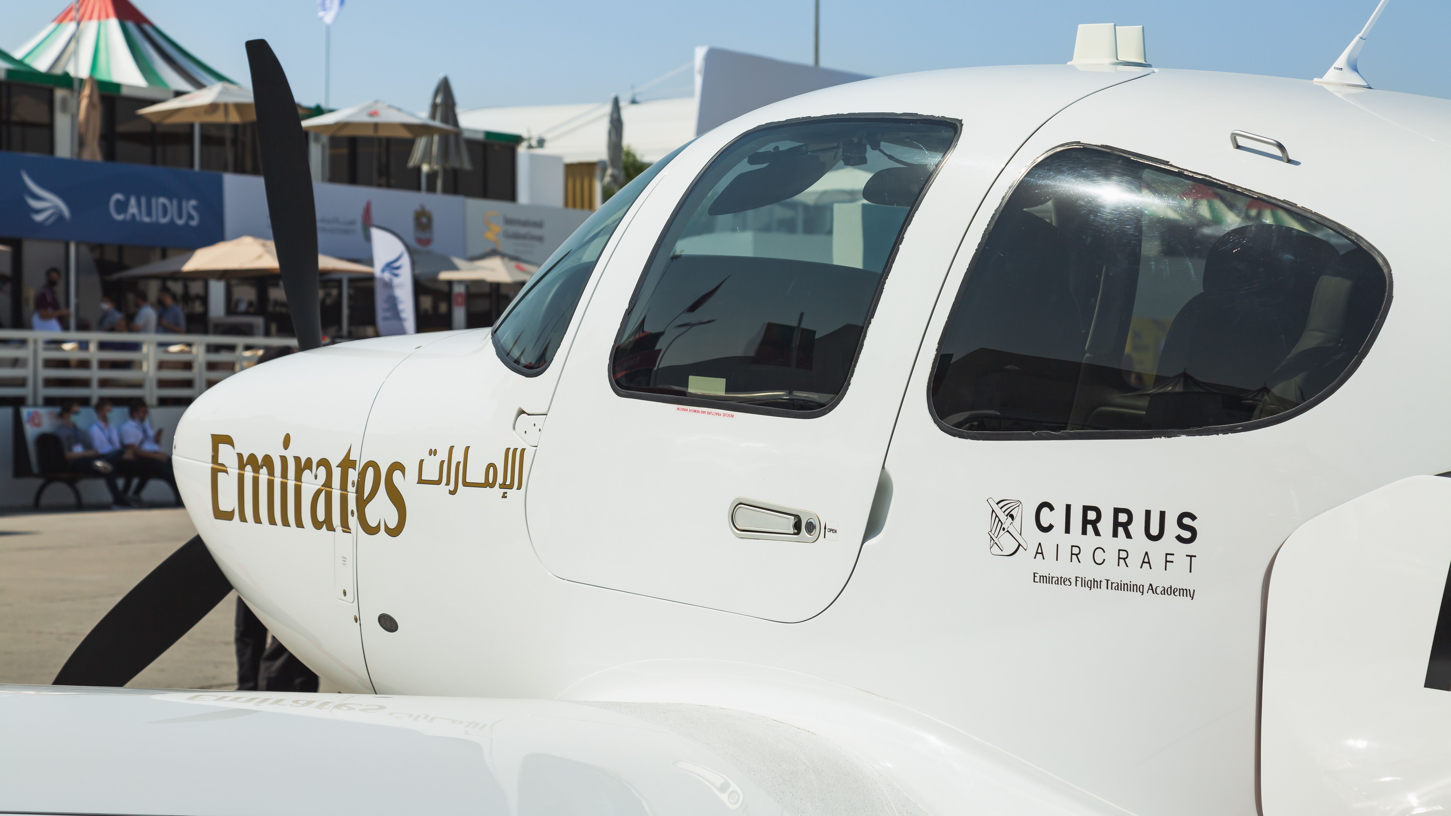 Explained: The Differences Between Flying Airliners & General Aviation ...