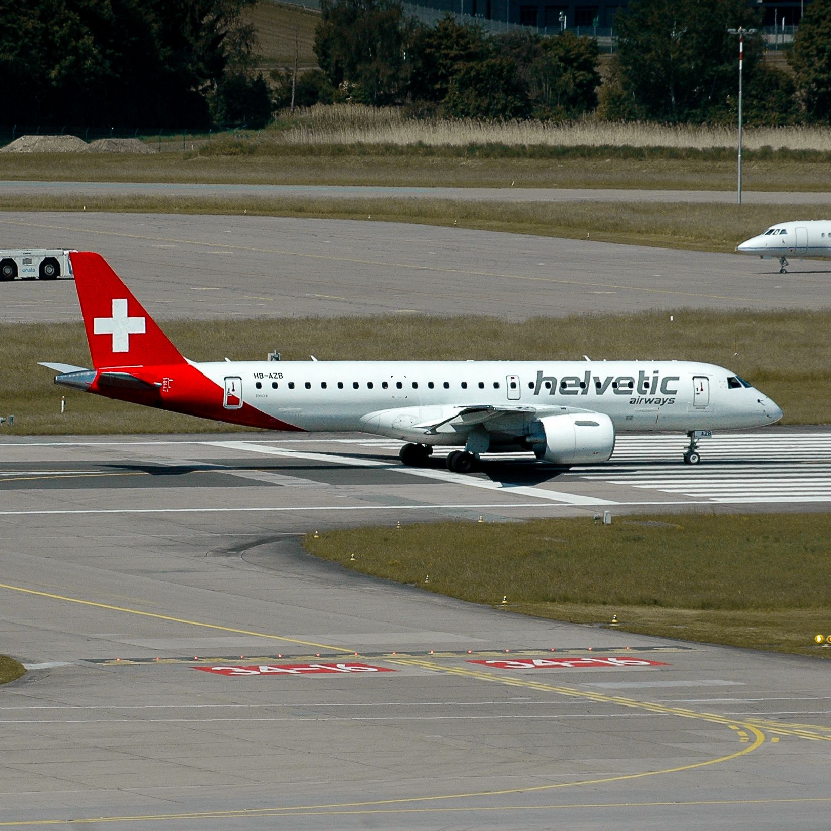Helvetic Airways To Increase Fleet With Four Leased Embraer E195s