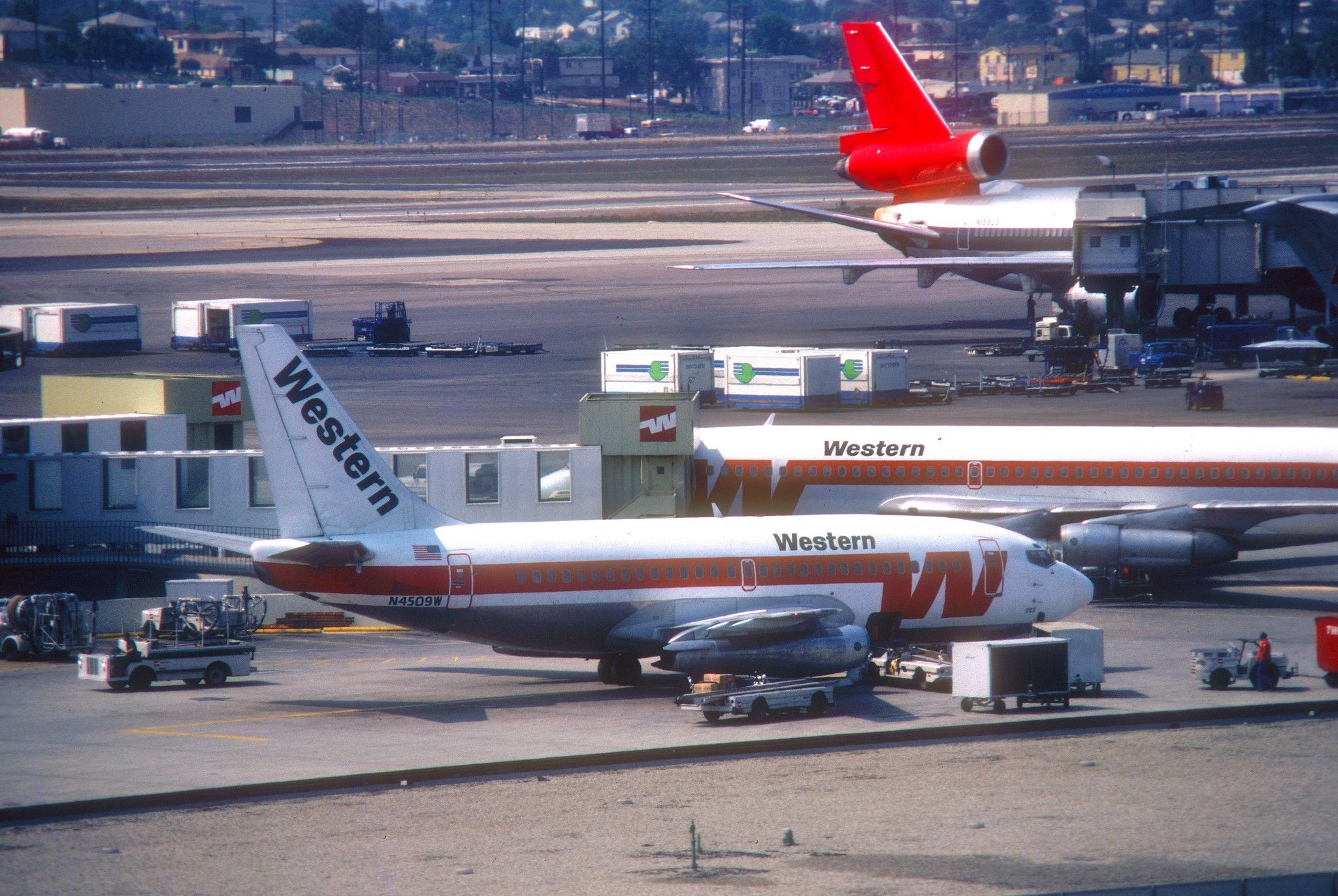 Western Airlines: All The Aircraft It Flew Over The Years
