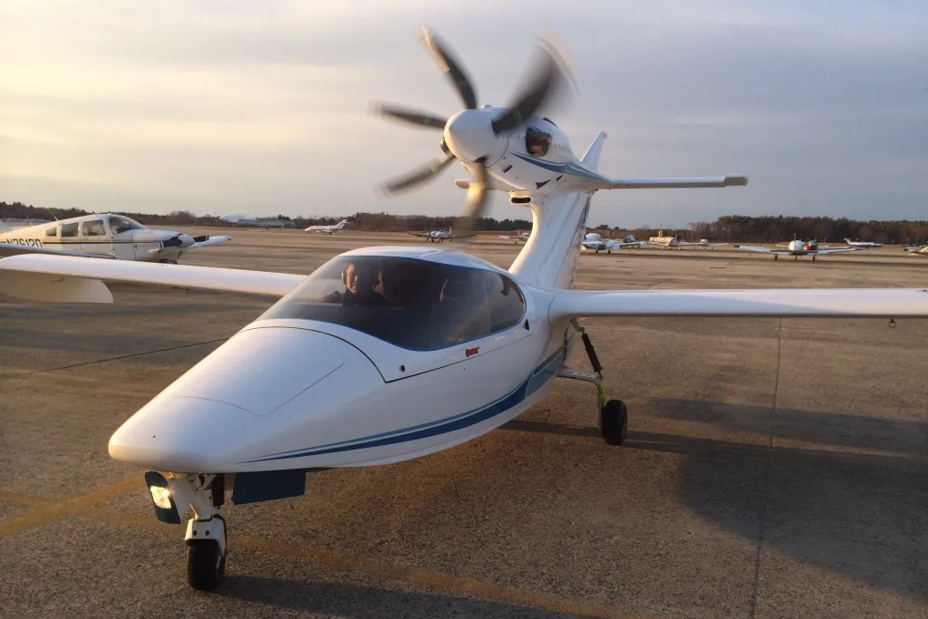 Super Seawind: 5 Fun Facts About The World's Fastest Single-Engine ...