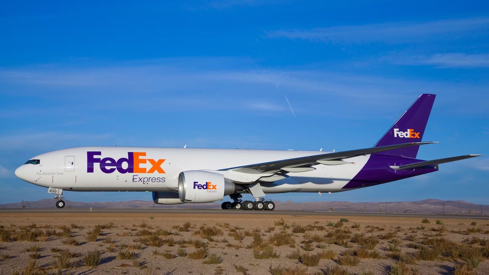 FedEx To Impose Flight Hour Cuts For Pilots During Ongoing Negotiations