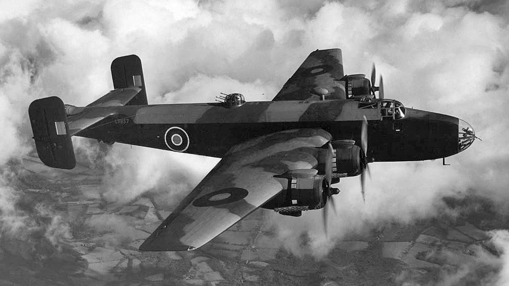 Second World War Heavy Bomber: The Story Of The Handley Page Halifax II