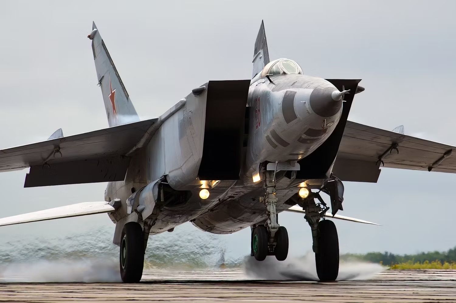 Roaring Twenties: The 5 Fighter Jets From The MiG-21 Through To The MiG-29
