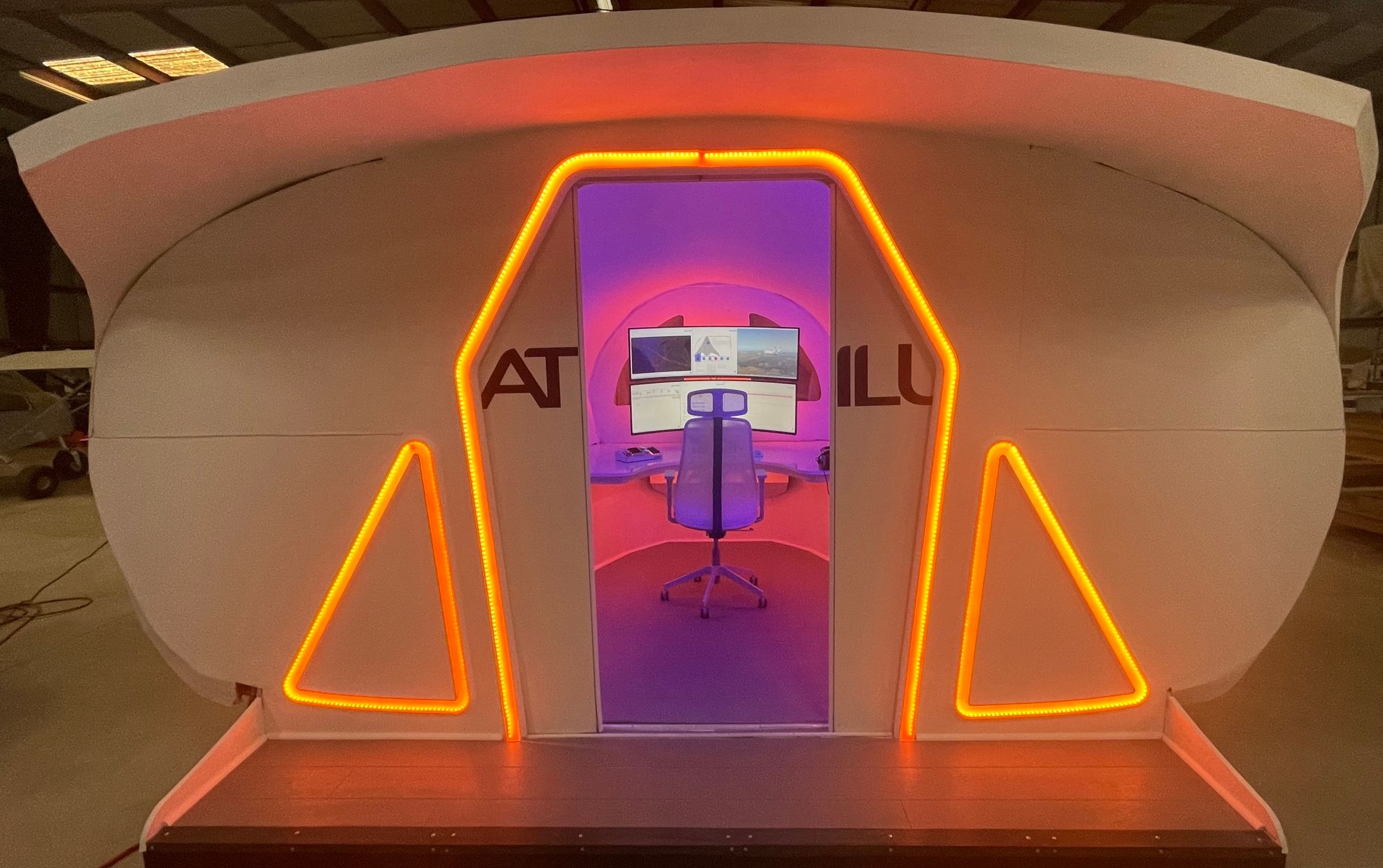 Check Out This Awesome ‘Pilot Pod’ Concept For Remotely Operating Aircraft