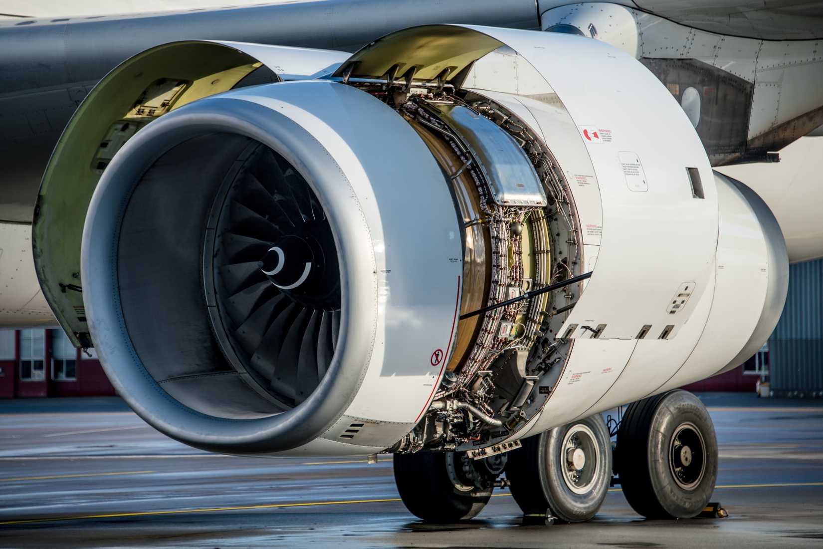 How Do Turbofan Engines Work?