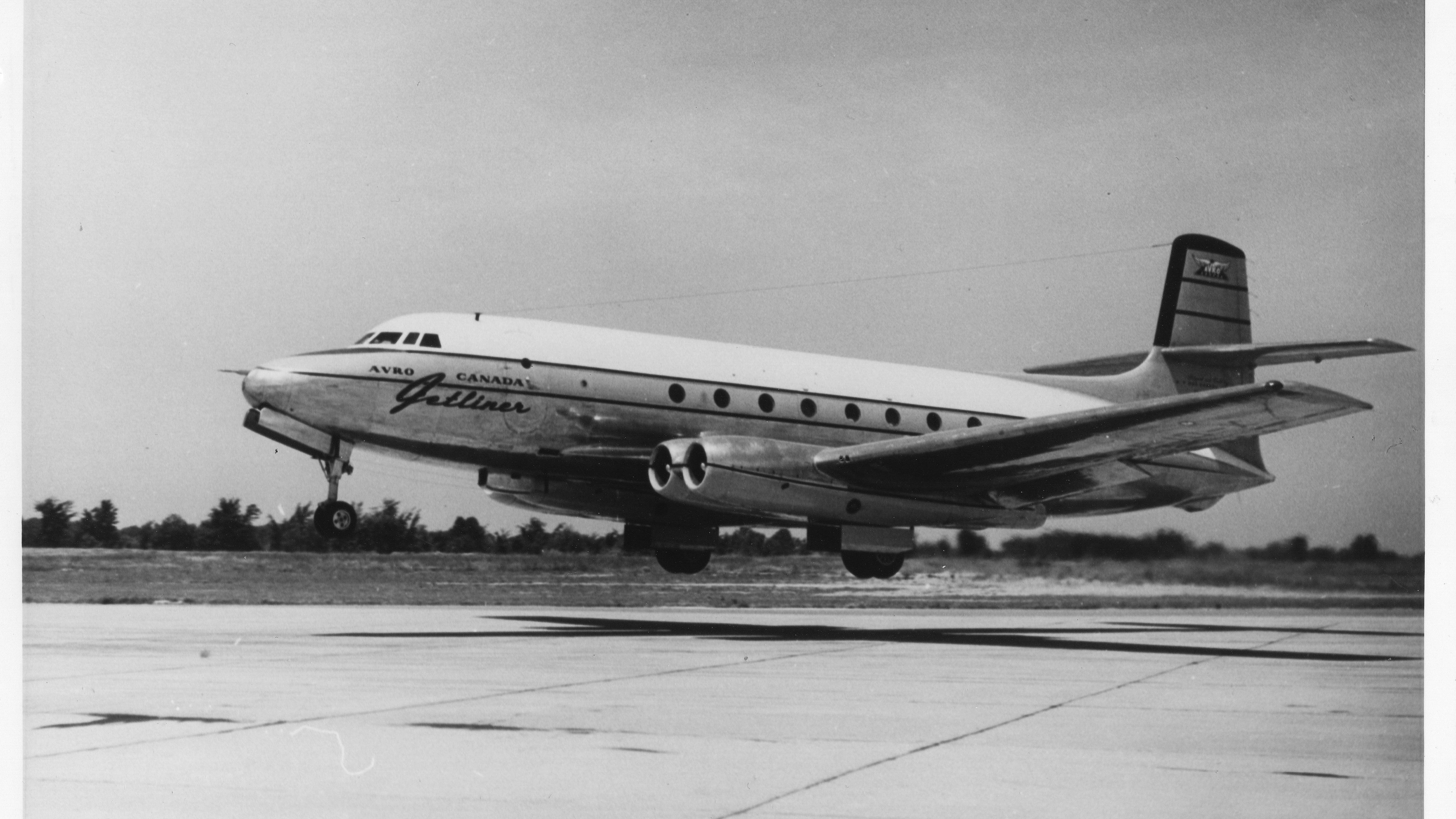 Why Did Avro Canada Abandon Its C102 Jetliner Project?