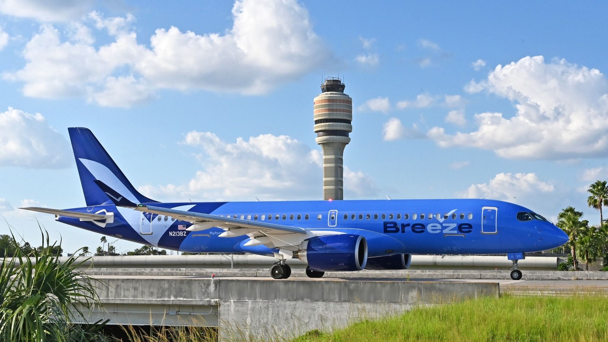 Breeze Adds Second Connecticut City With 10 Nonstop Destinations From ...