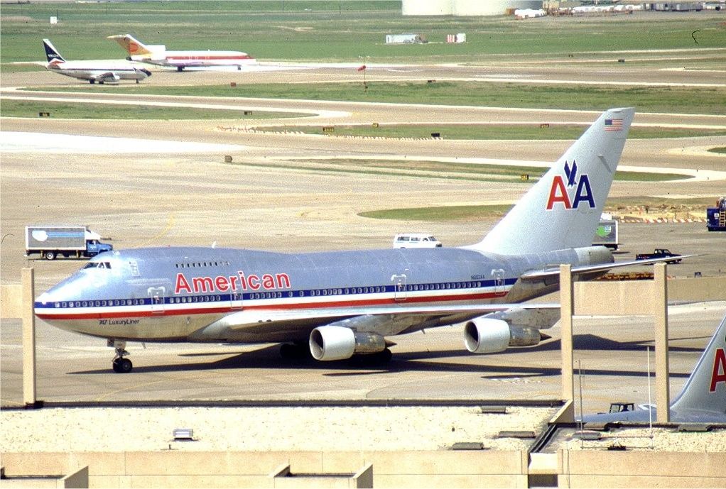 5 Reasons Why American Airlines Retired The Boeing 747