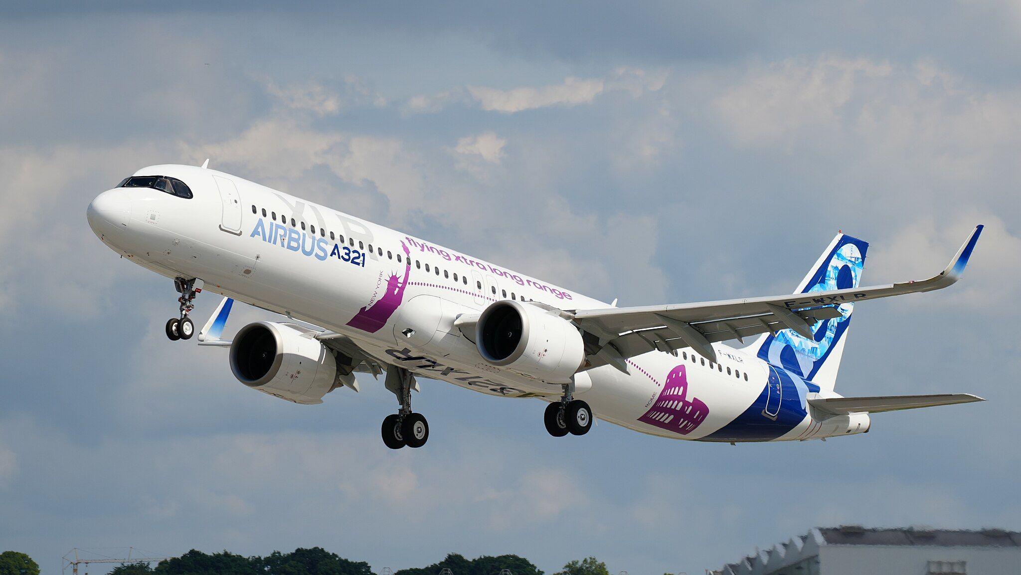 最初のエアバス A321XLR のローンチ顧客 Aer Lingus がハンブルクで発見