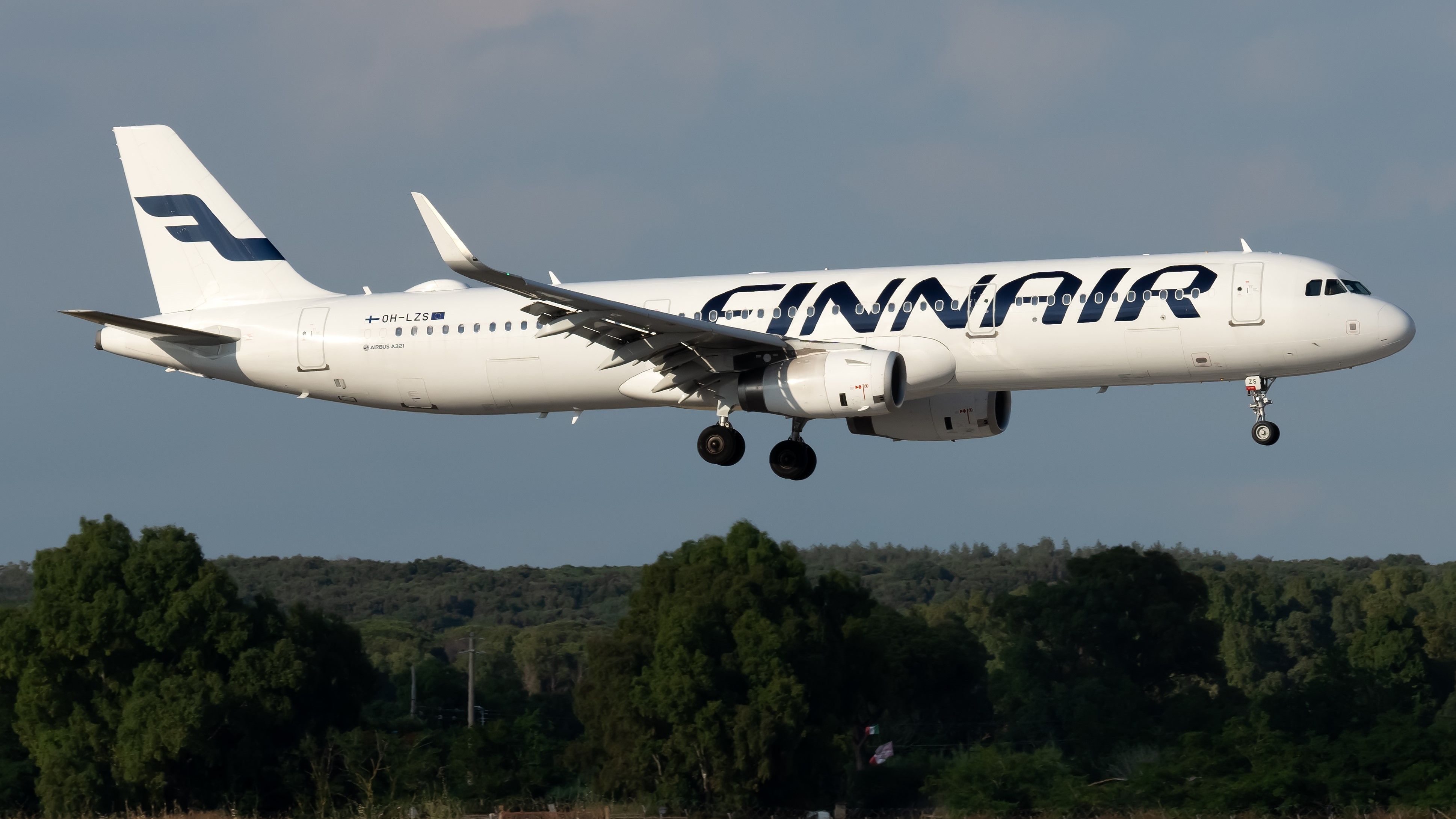 Inside Finnair's Flight Academy As Airline Begins Accepting Pilot ...