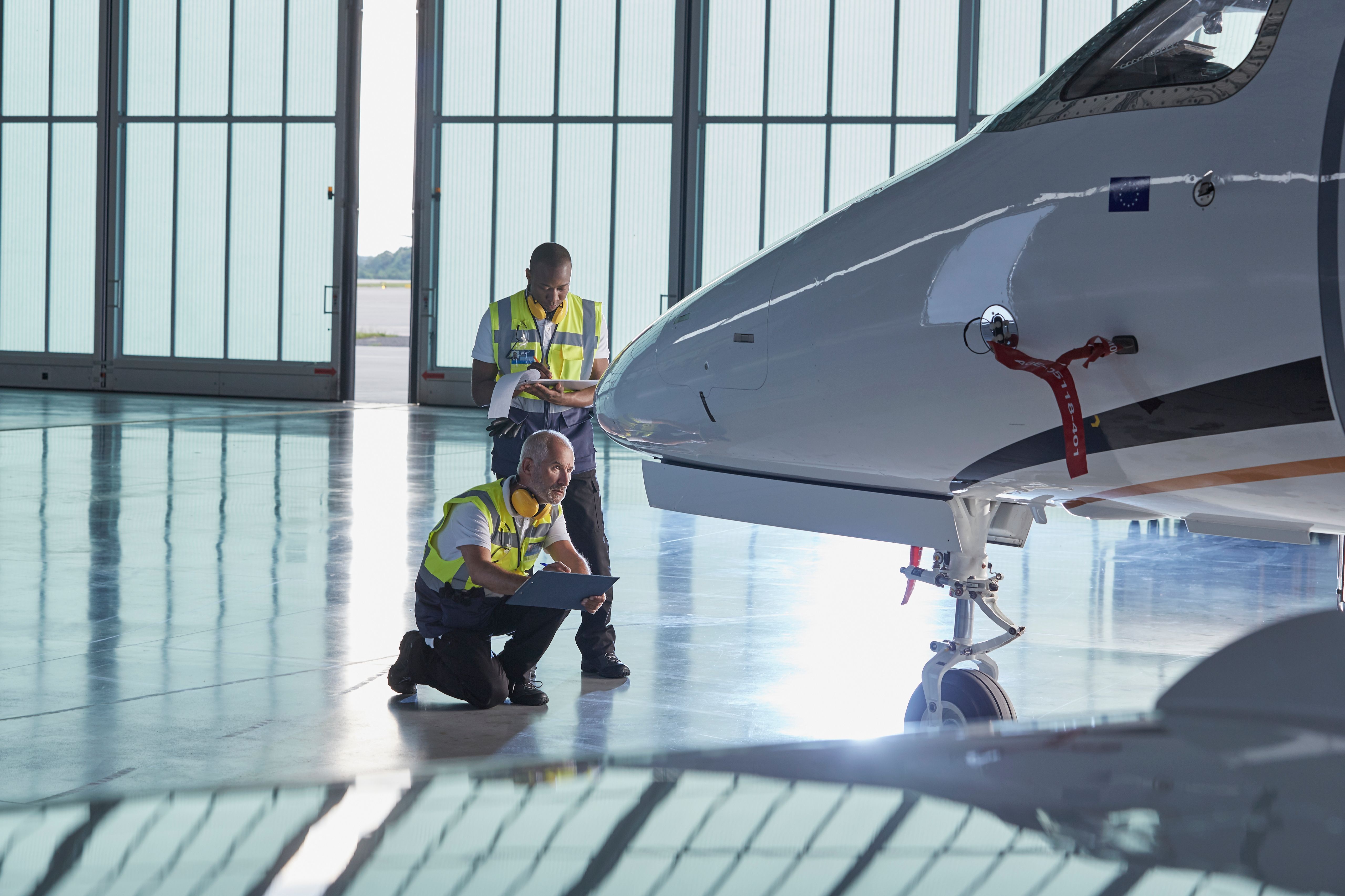The Importance Of Teamwork: Everyone That Private Jet Flight Attendants ...