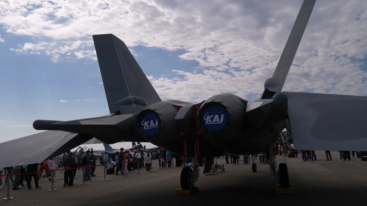 South Korean Fighter Jet: 5 Fast Facts About The KAI KF-21 Boramae