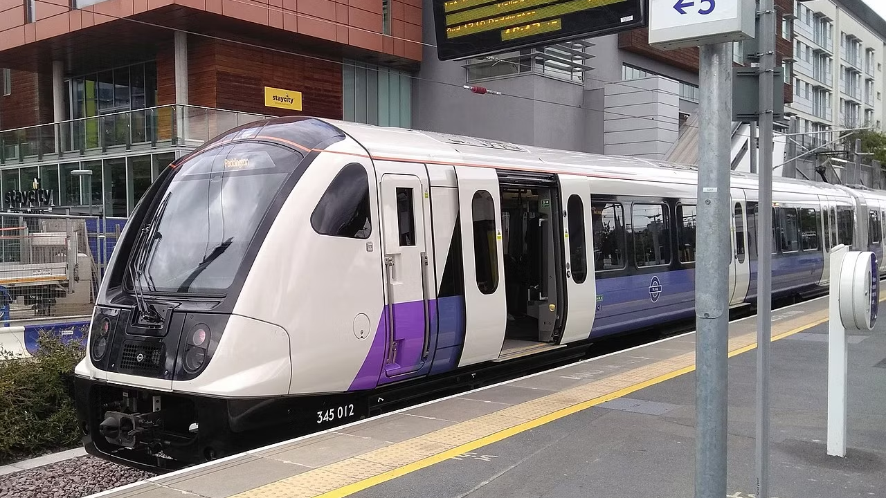 The Options For Traveling From Heathrow To Central London By Rail