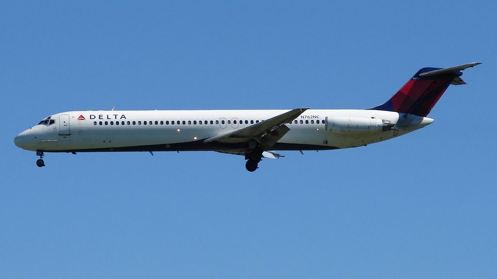 McDonnell Douglas DC-9-50: The Rear-Engined Family's Longest Variant