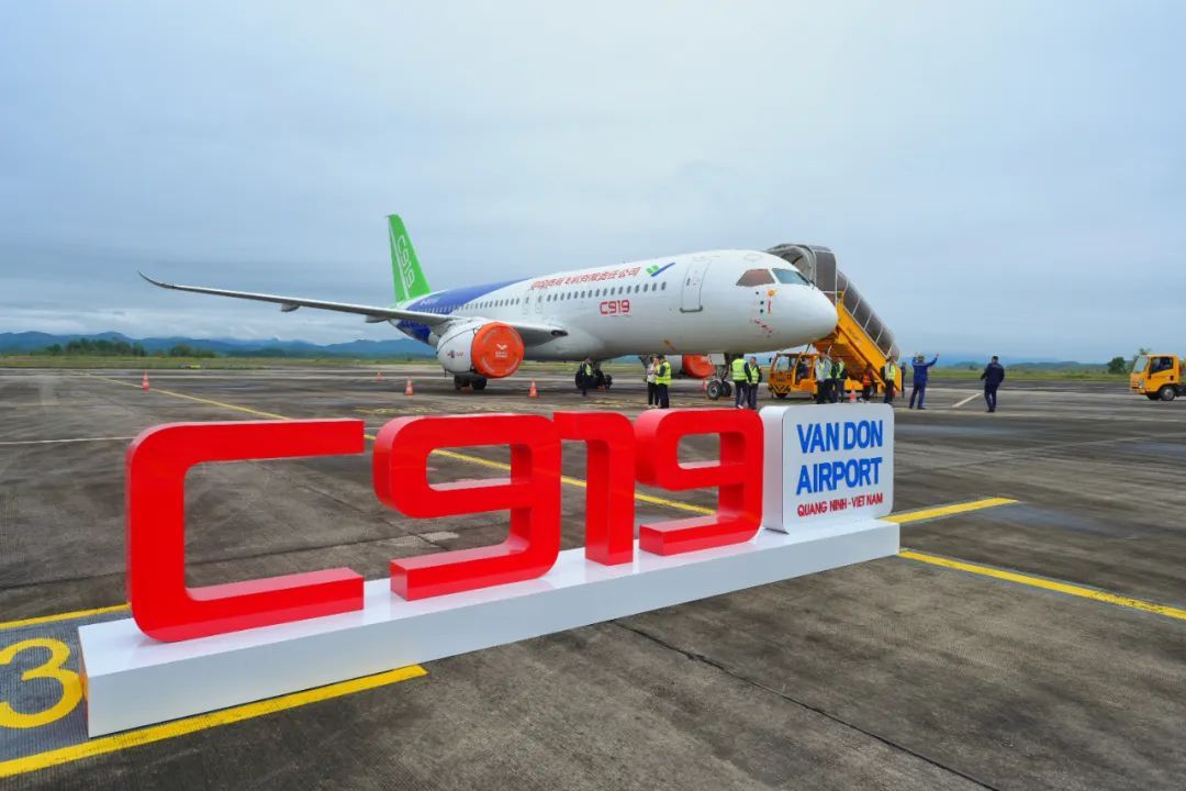China's COMAC Launches 1st International Demonstration Flight Tour