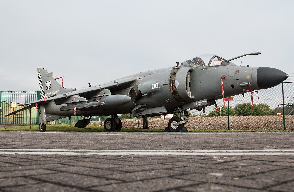 The Alraigo Incident: When A Lost British Harrier Landed On A Cargo Ship