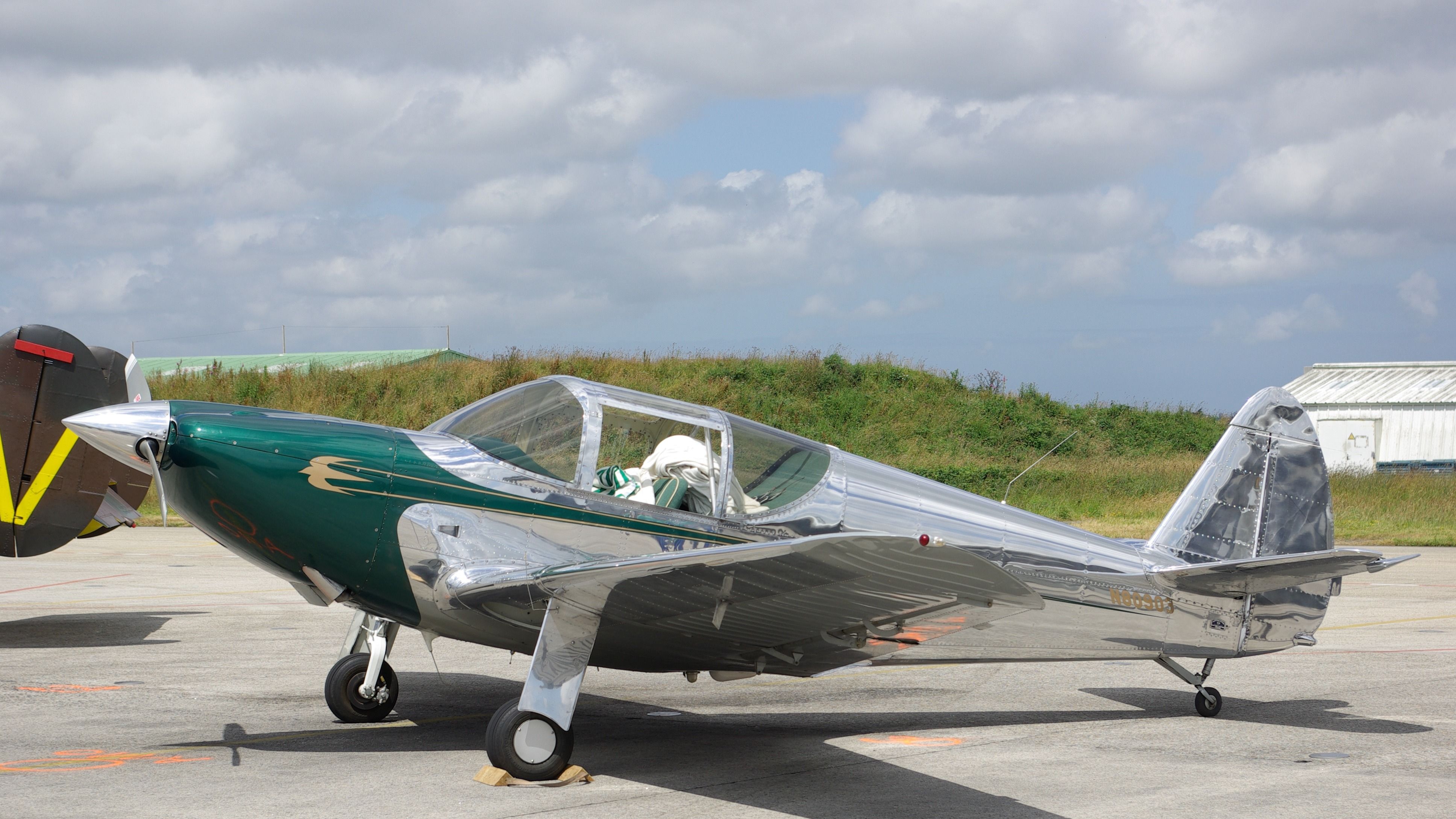 2 Fatalities Following Globe GC-1B Crash In Minnesota Residential Area