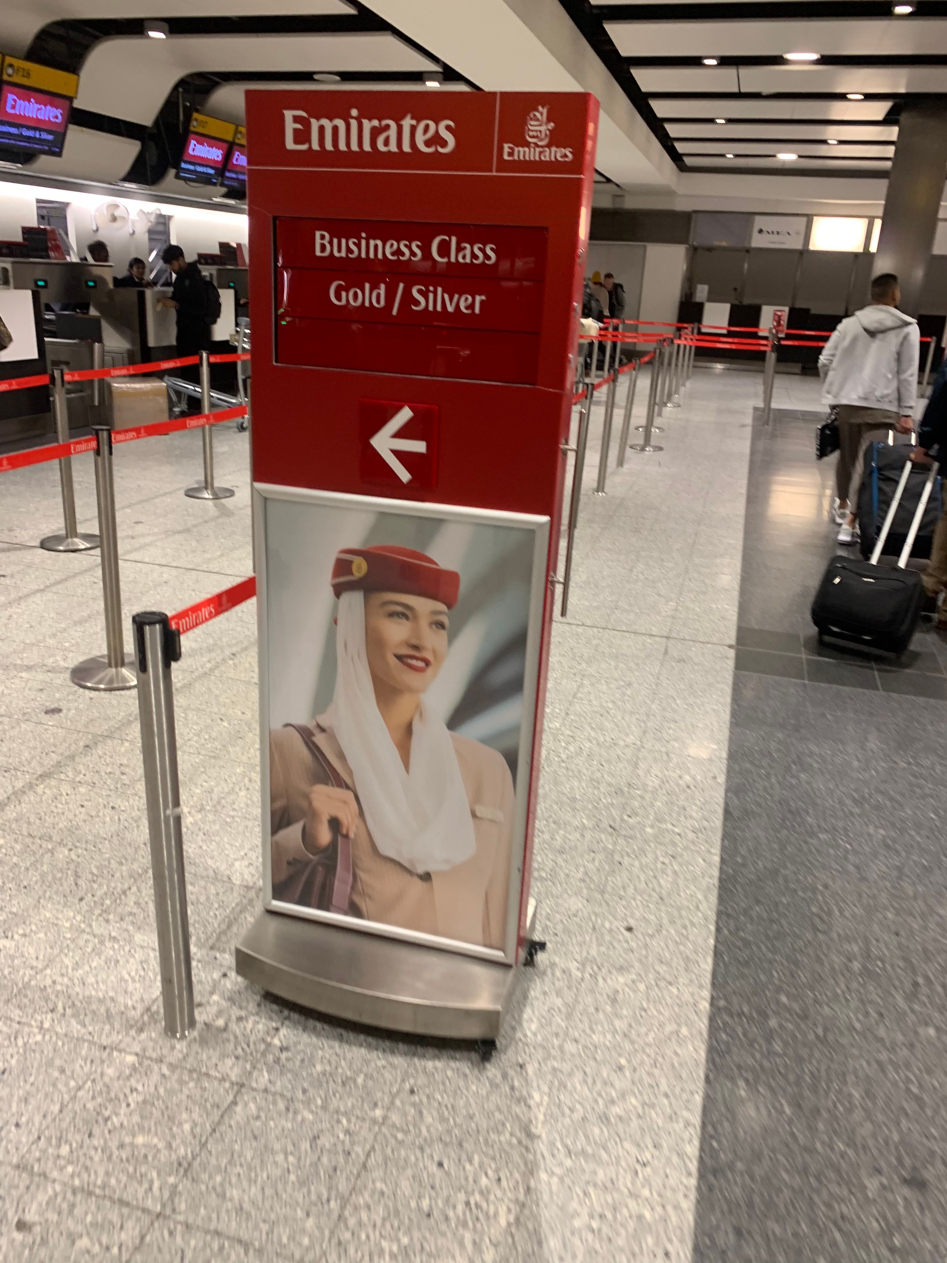 Flight Review: Emirates Boeing 777-300ER Business Class London Heathrow ...