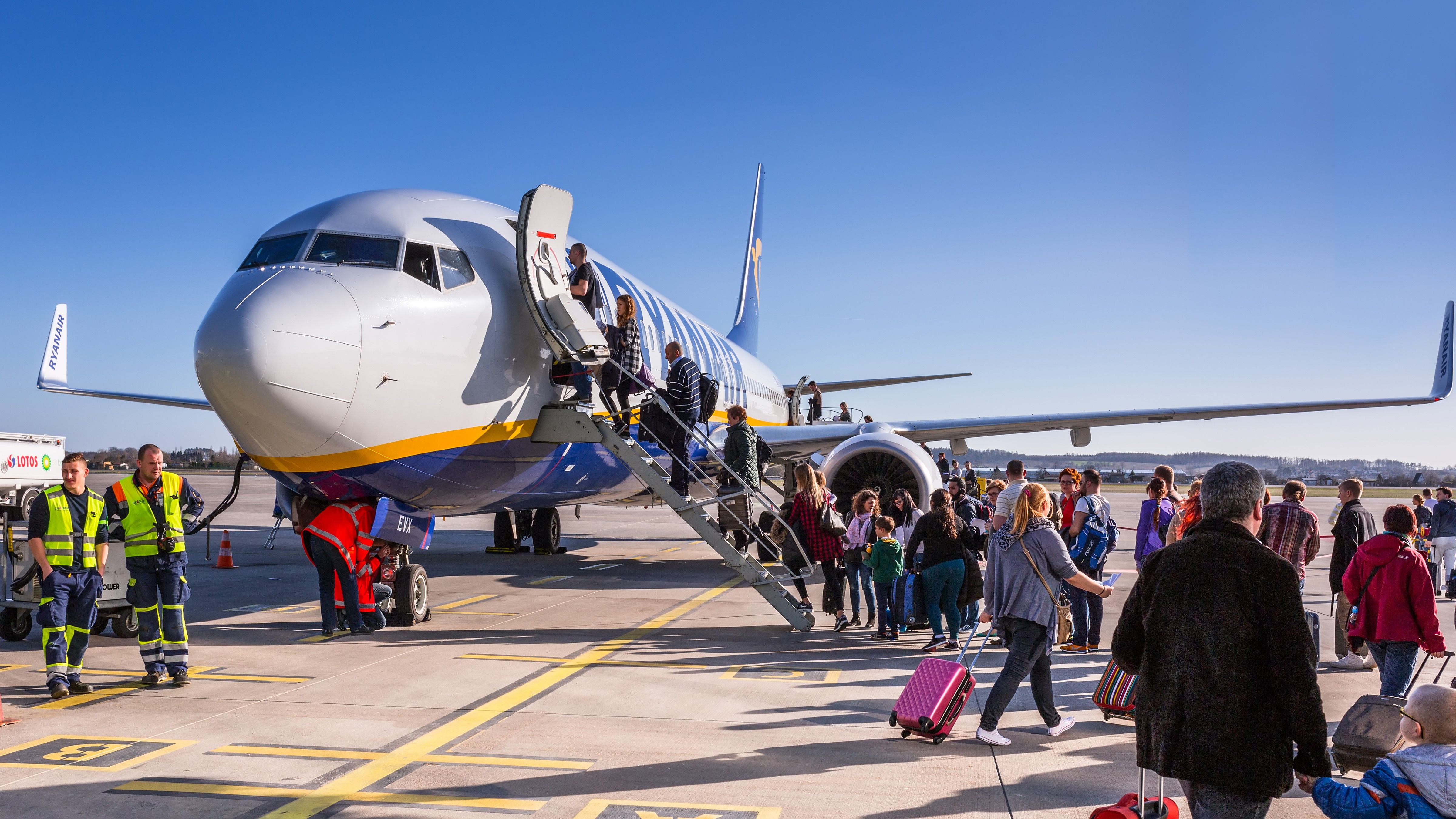 Is Flying Safer Than Driving? 5 Key Considerations Is Flying Safer Than Driving? 5 Key Considerations