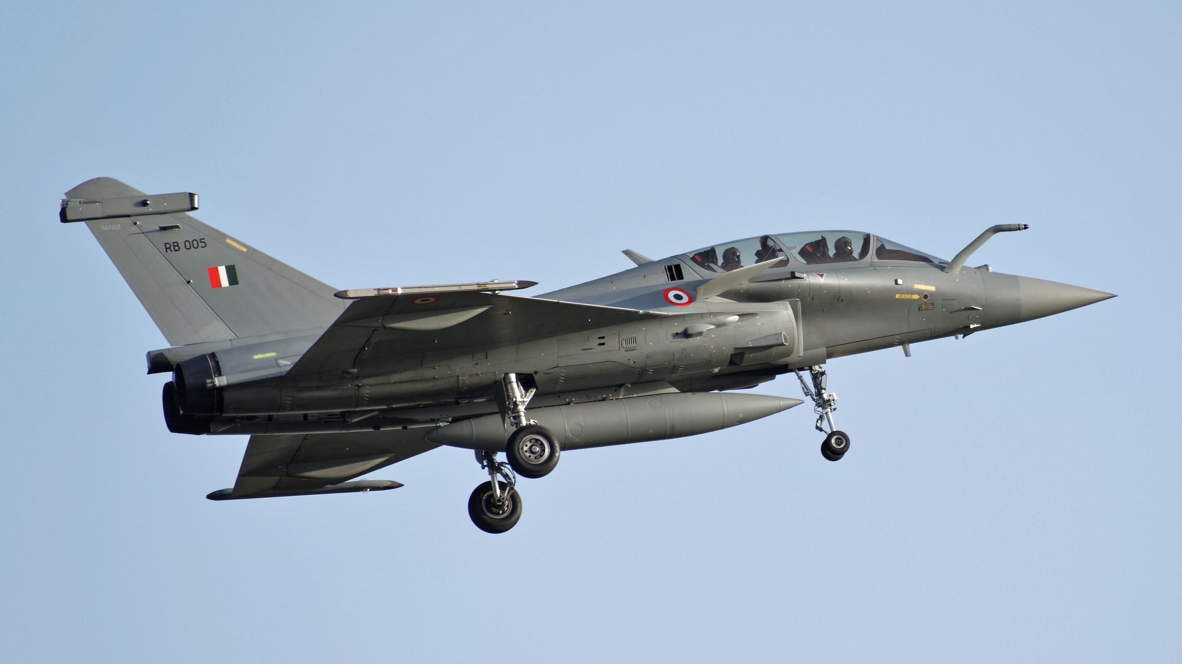 Rafale Vs Mirage 2000: Dassault Multirole Fighters Face Off