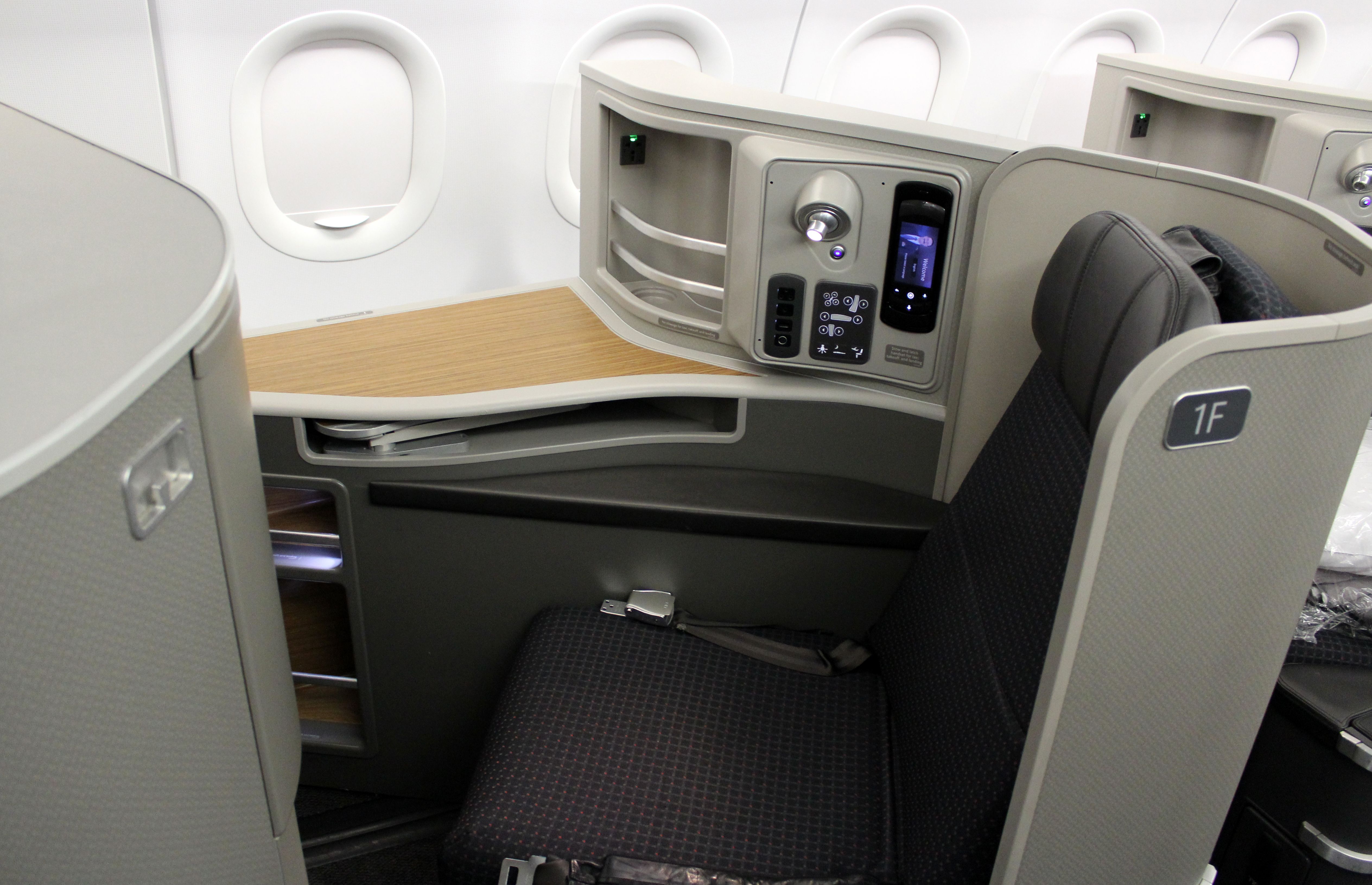 5 Ways To Upgrade To First Class On American Airlines