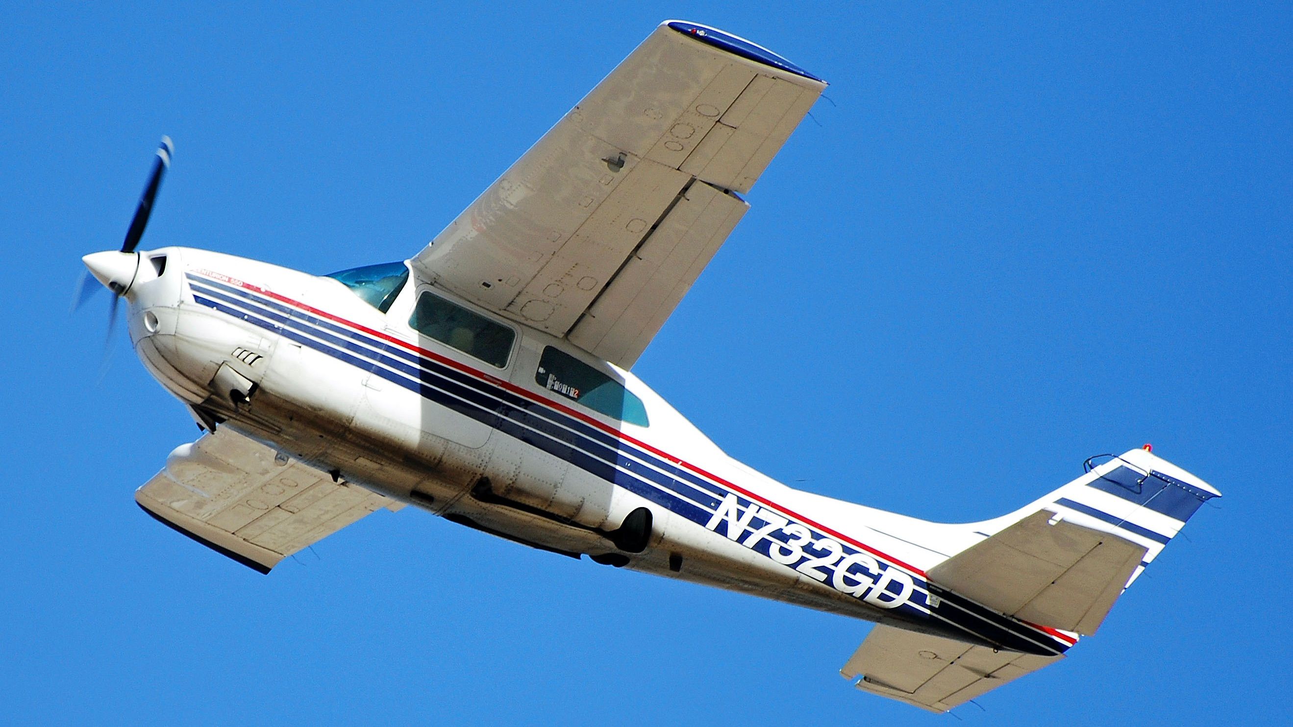 Nearly 10,000 Produced: A Guide To The Cessna 210 Centurion