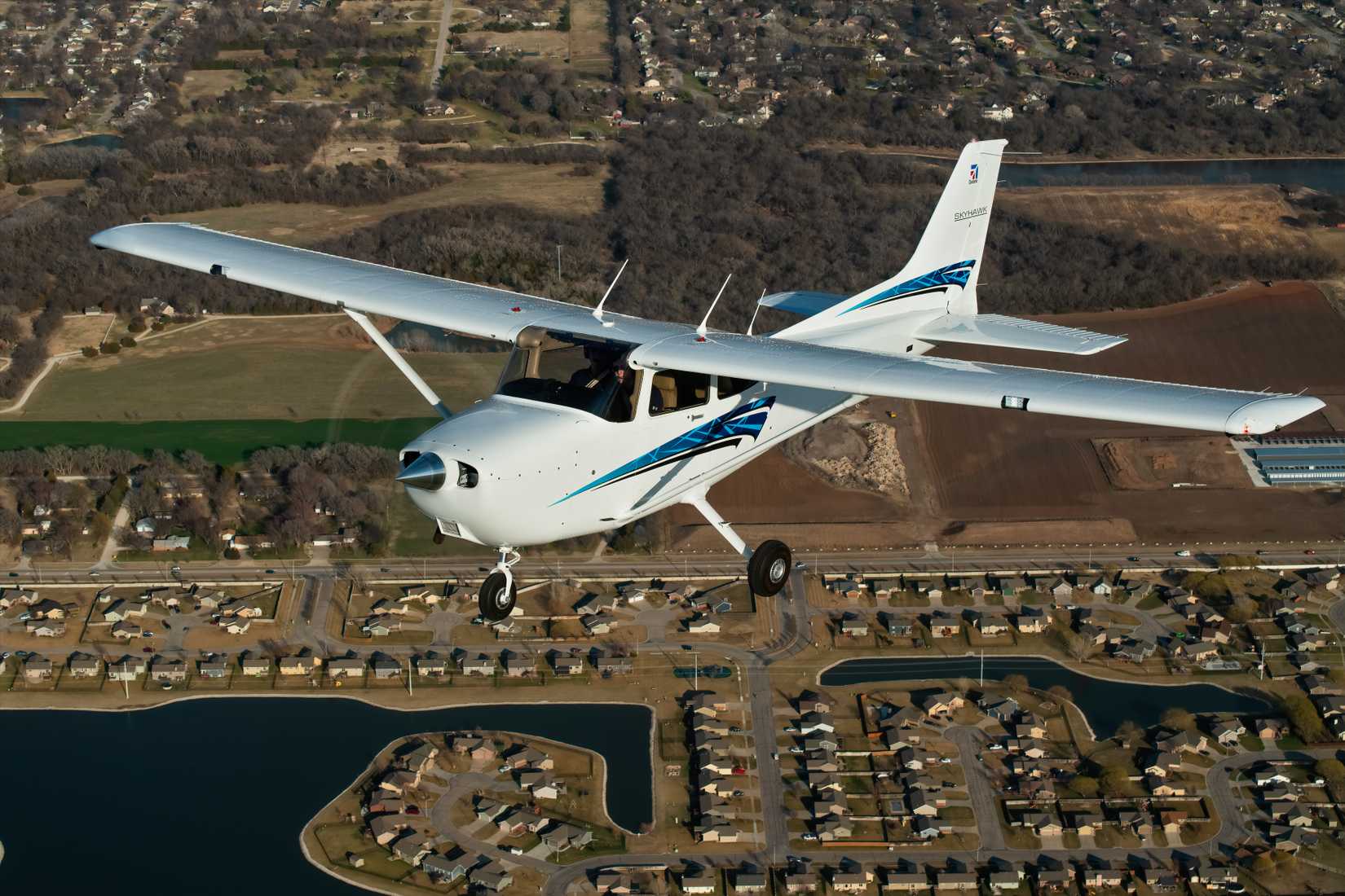 Single Engine Pistons: A Look At The Currently Produced Cessna Single ...